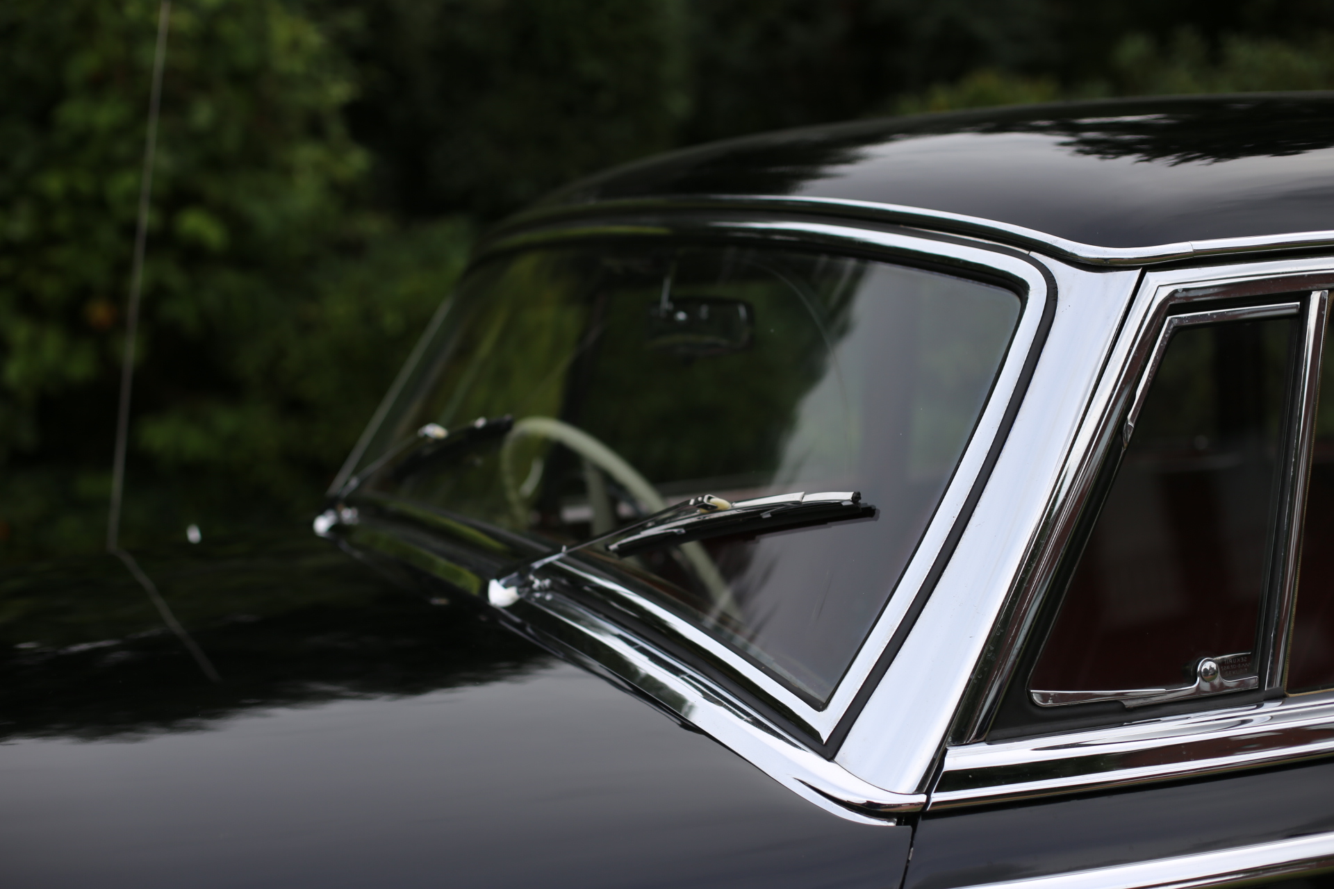 1957 MERCEDES-BENZ (W186 IV) 300C 'ADENAUER'