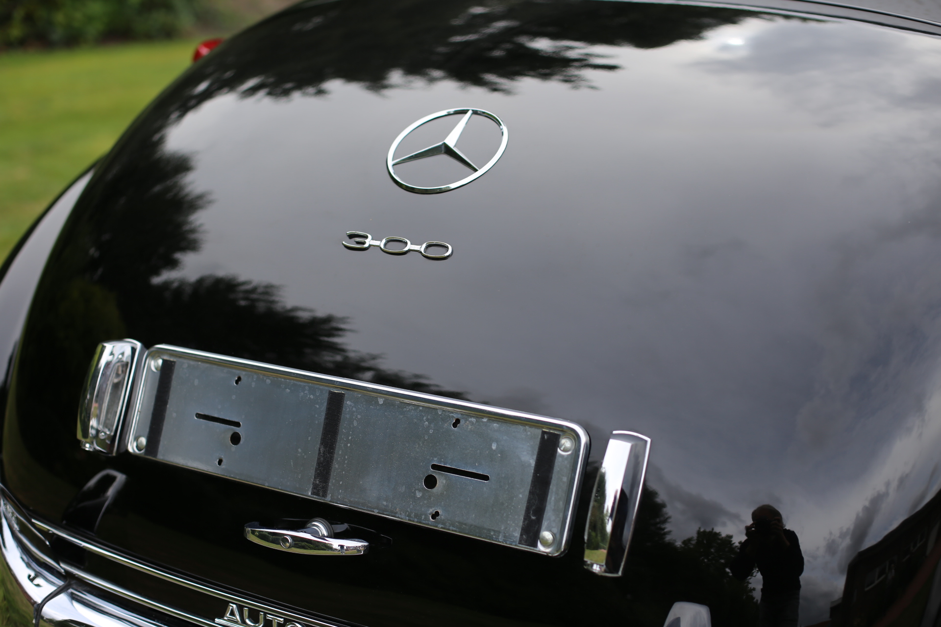 1957 MERCEDES-BENZ (W186 IV) 300C 'ADENAUER'