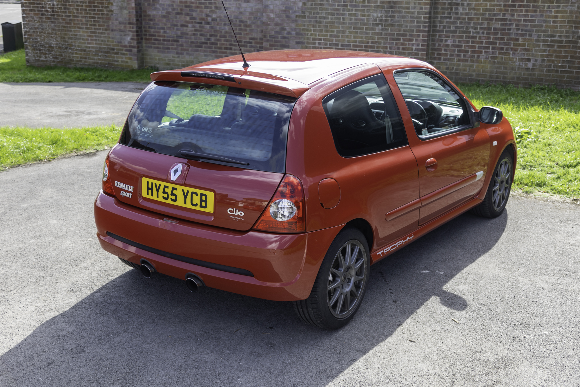2005 RENAULTSPORT CLIO 182 TROPHY