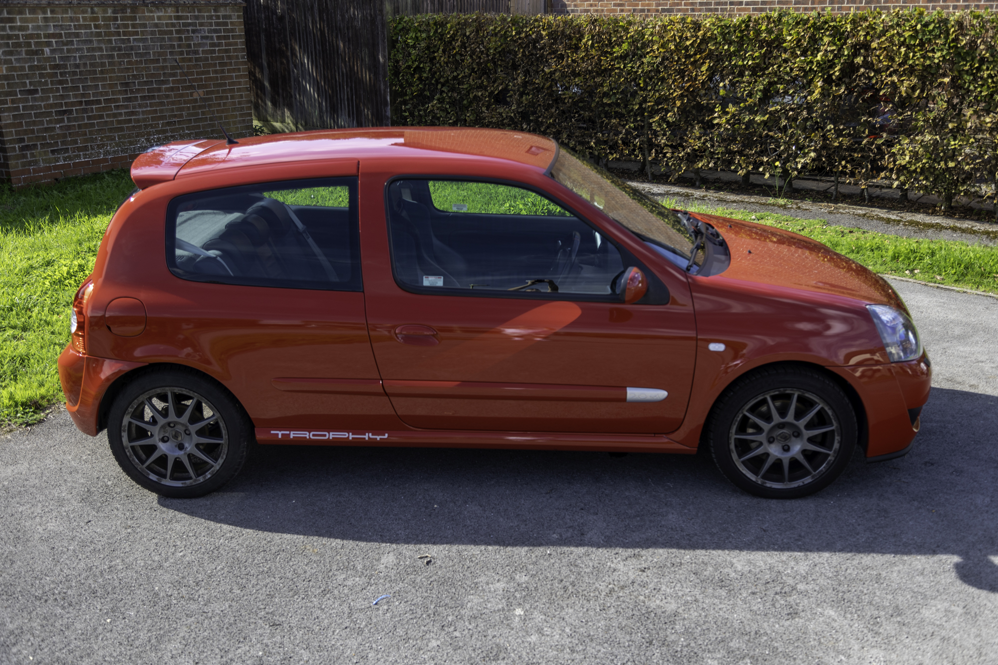 2005 RENAULTSPORT CLIO 182 TROPHY