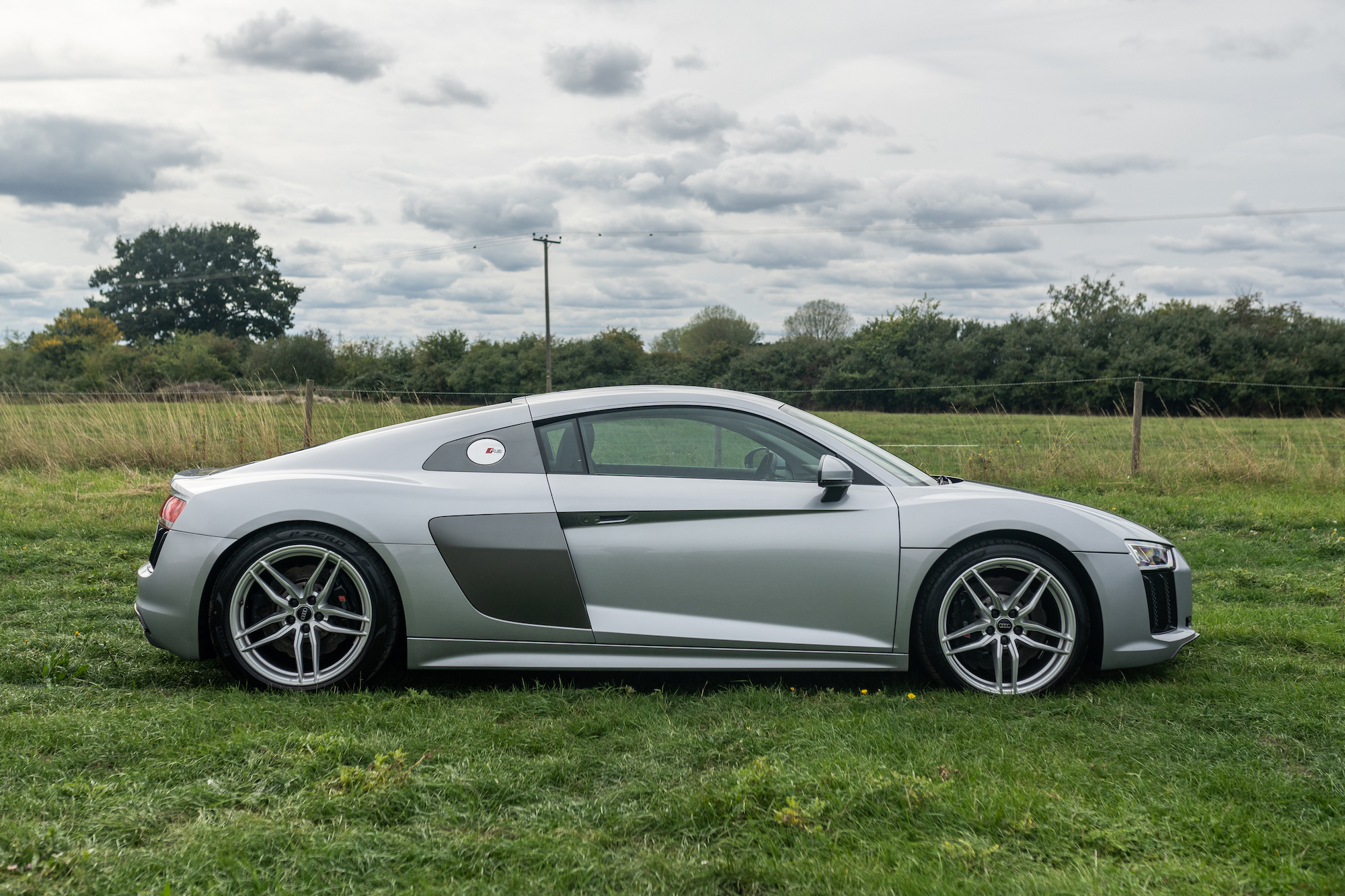 2015 AUDI R8 V10