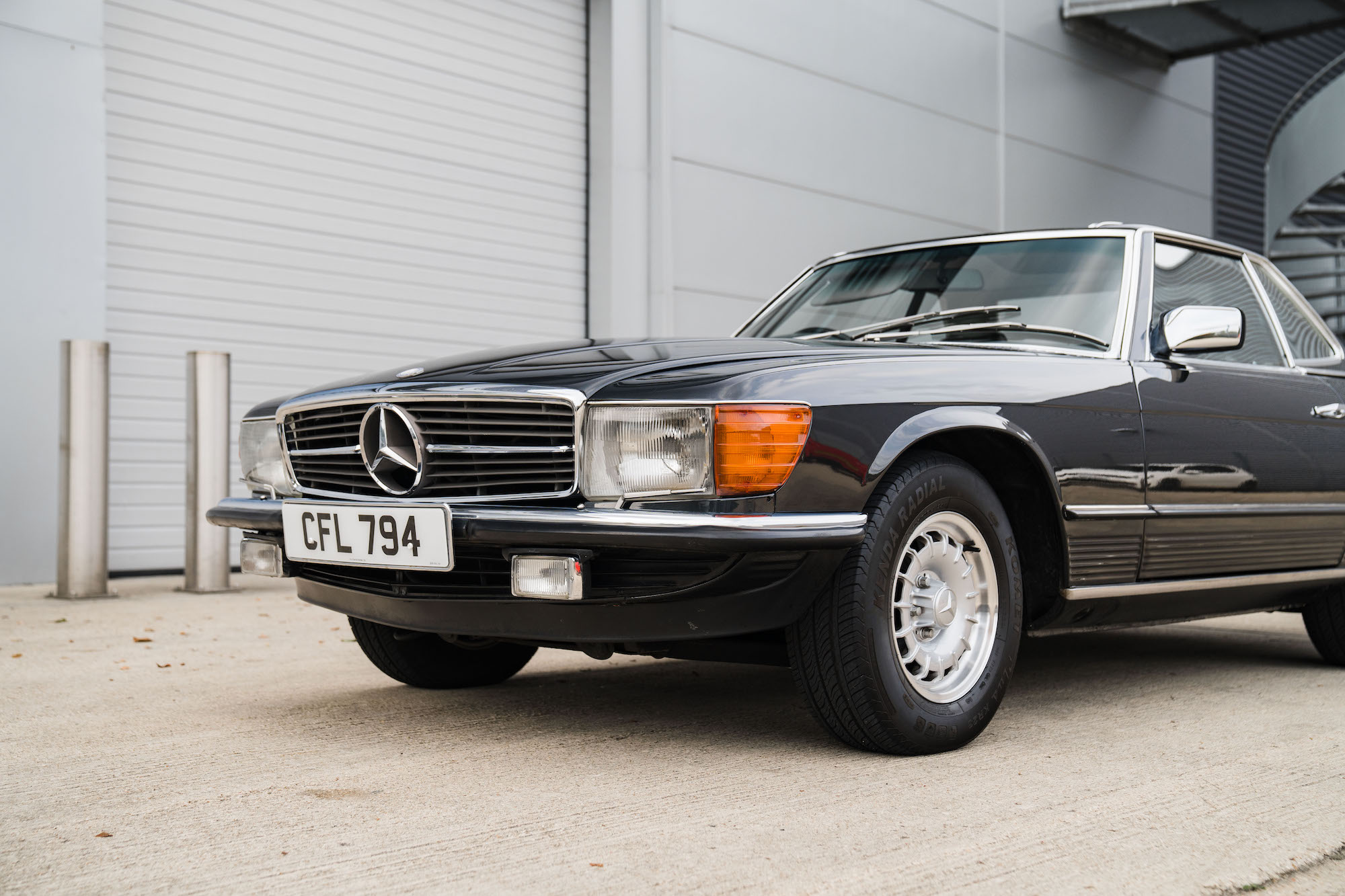 1985 MERCEDES-BENZ (R107) 380 SL