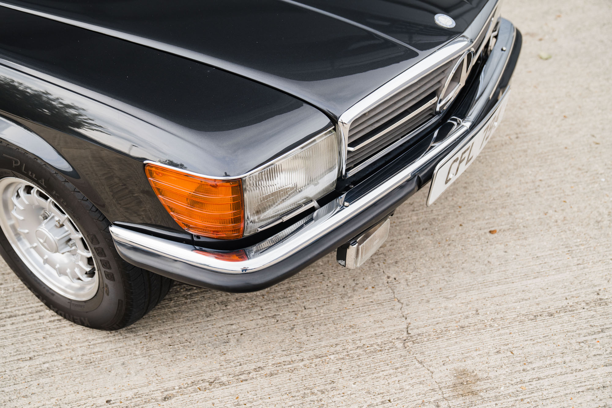 1985 MERCEDES-BENZ (R107) 380 SL