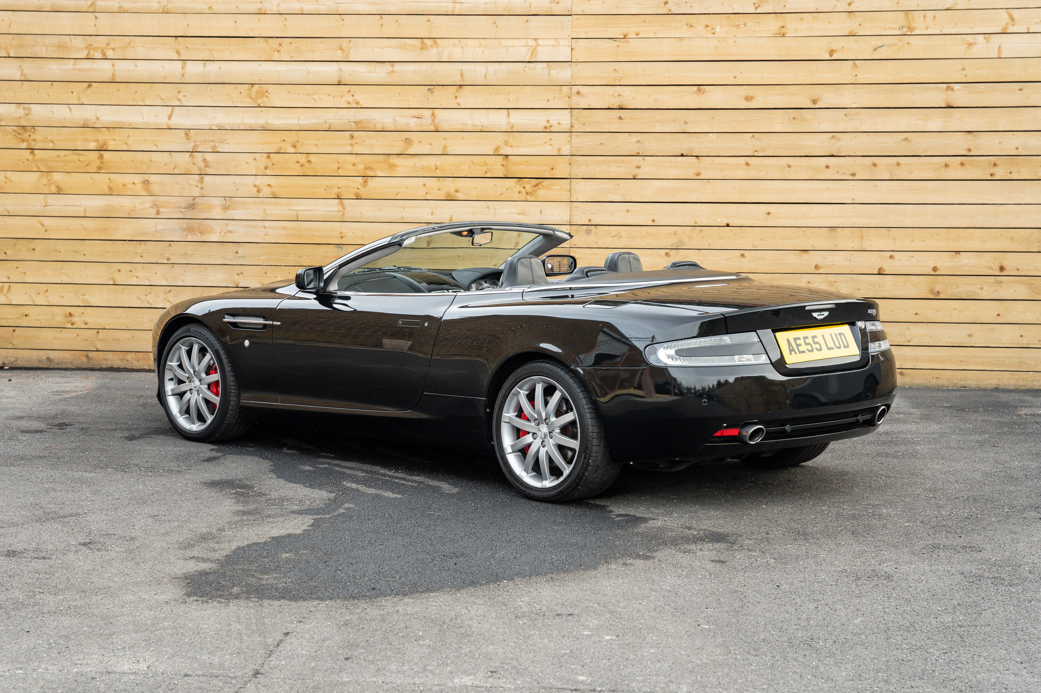 2005 ASTON MARTIN DB9 VOLANTE