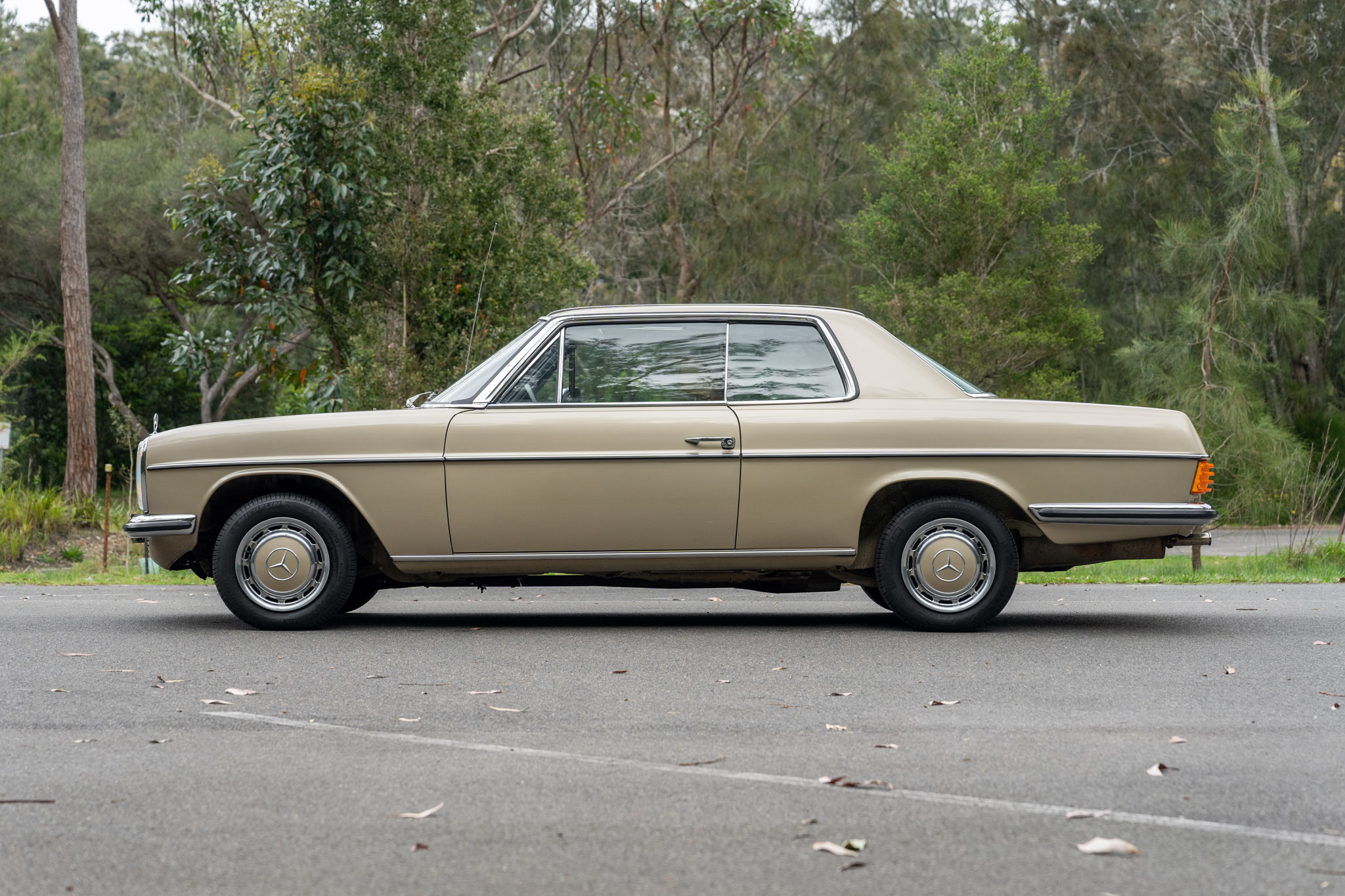 1975 MERCEDES-BENZ (W114) 280 CE COUPE for sale by auction in Belrose ...