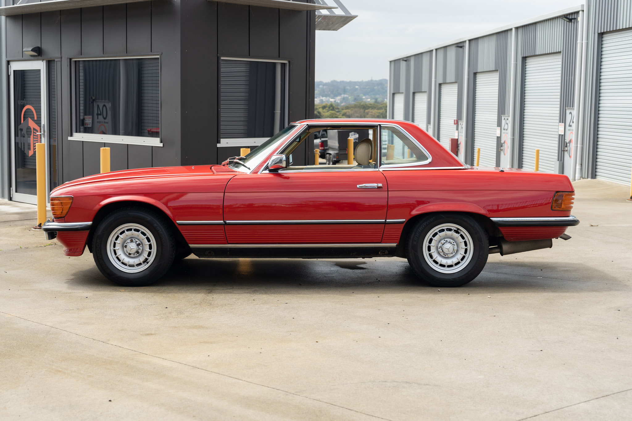 1983 MERCEDES-BENZ (R107) 380 SL for sale by auction in Merewether, NSW ...
