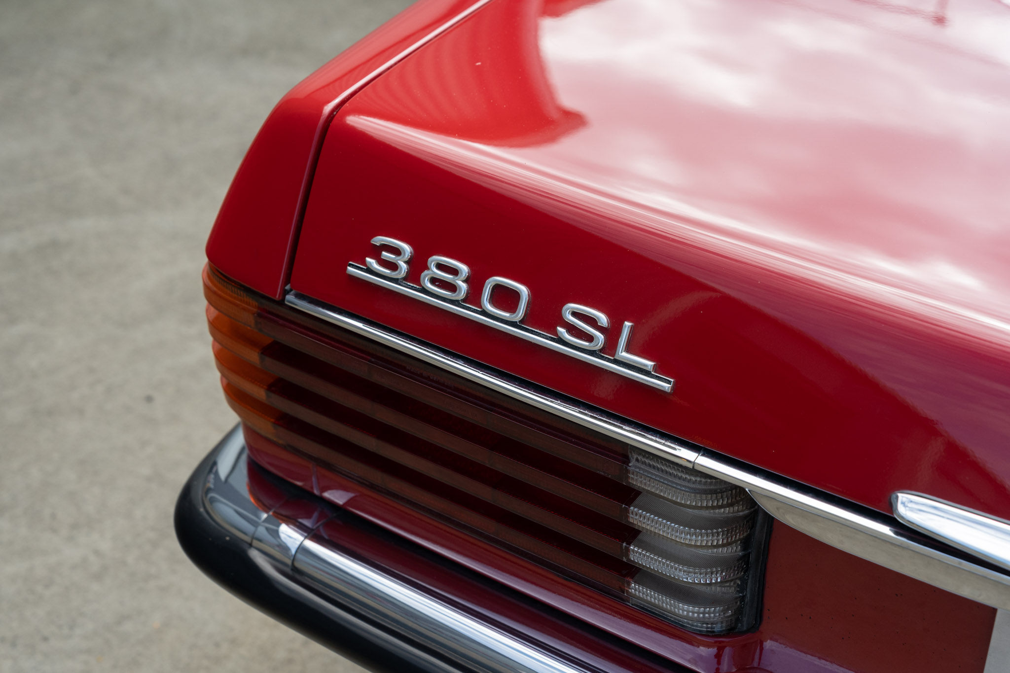 1983 MERCEDES-BENZ (R107) 380 SL for sale by auction in Merewether, NSW ...