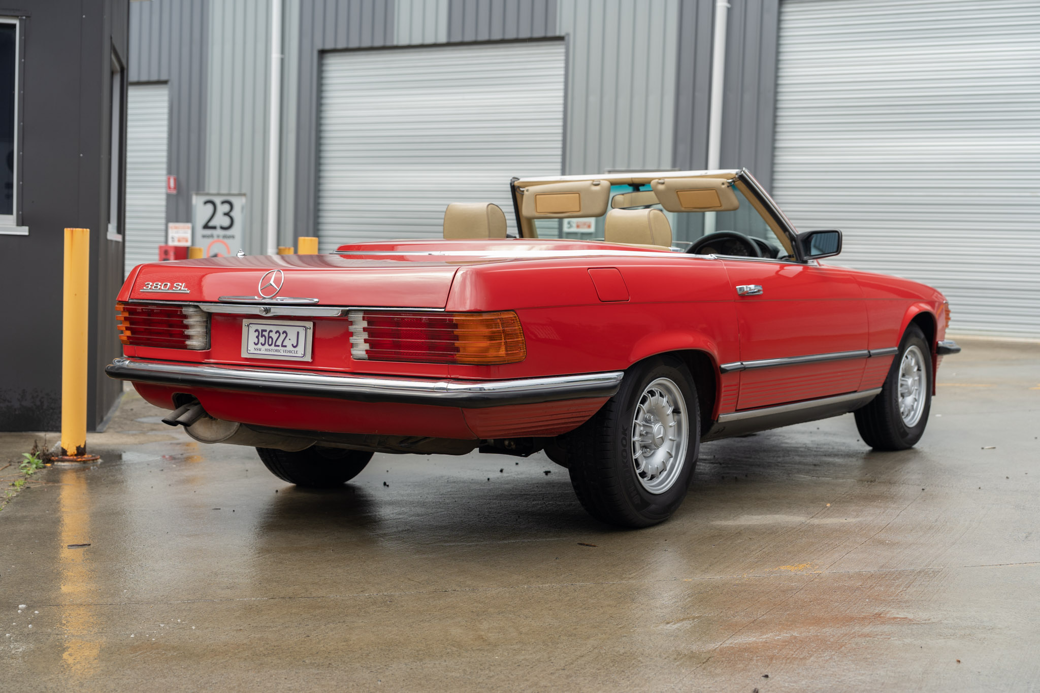 1983 MERCEDES-BENZ (R107) 380 SL for sale by auction in Merewether, NSW ...