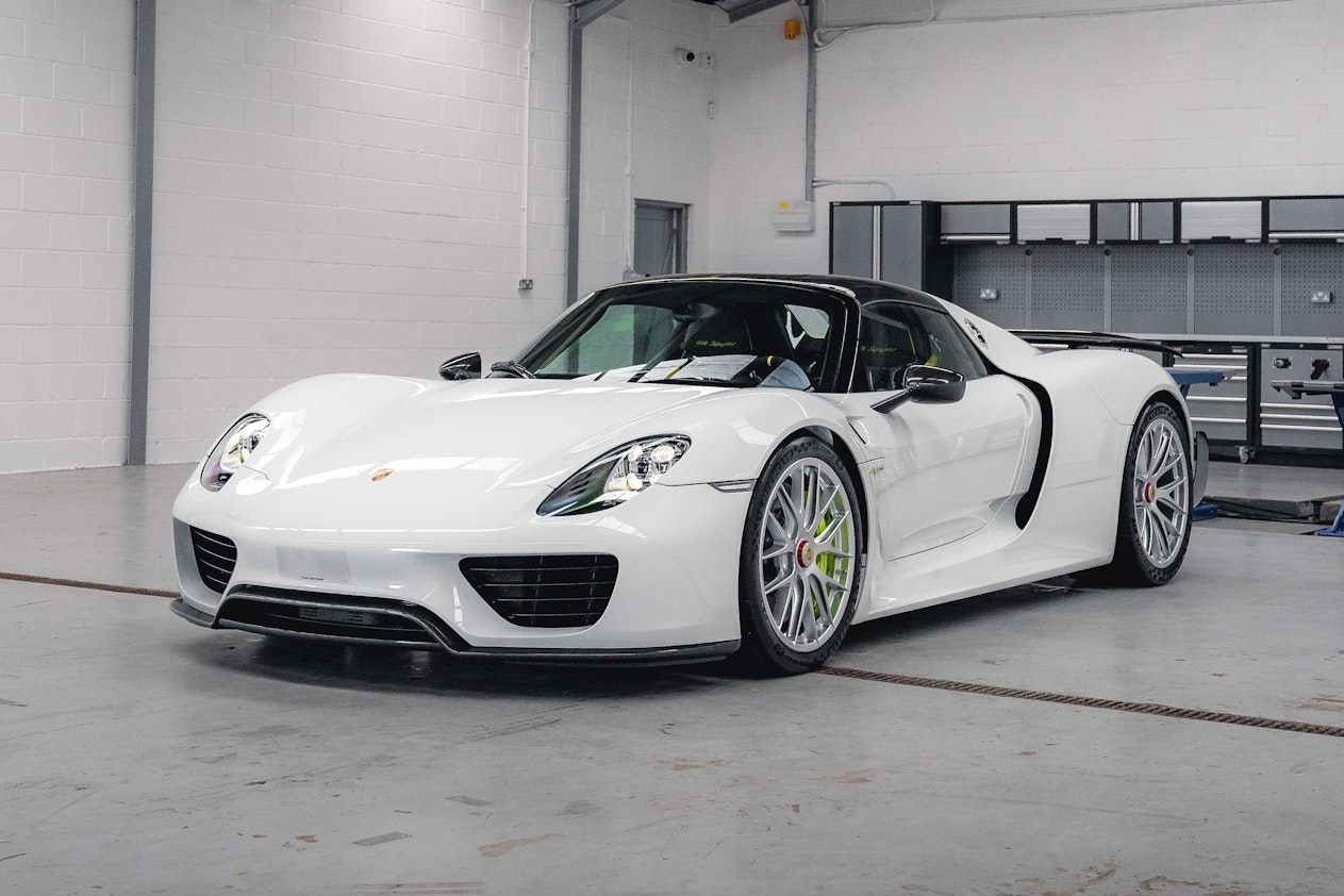Porsche 918 Spyder White