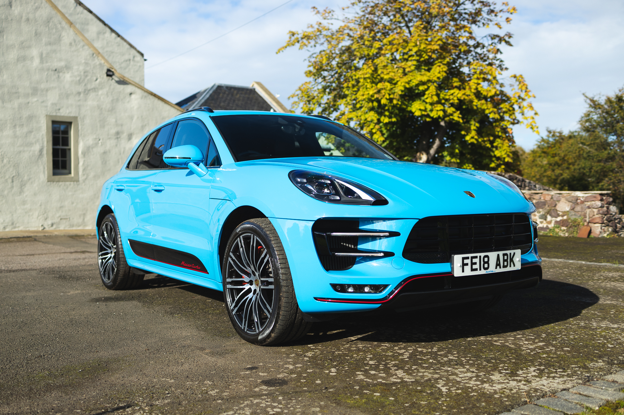 2018 PORSCHE MACAN TURBO EXCLUSIVE PERFORMANCE EDITION
