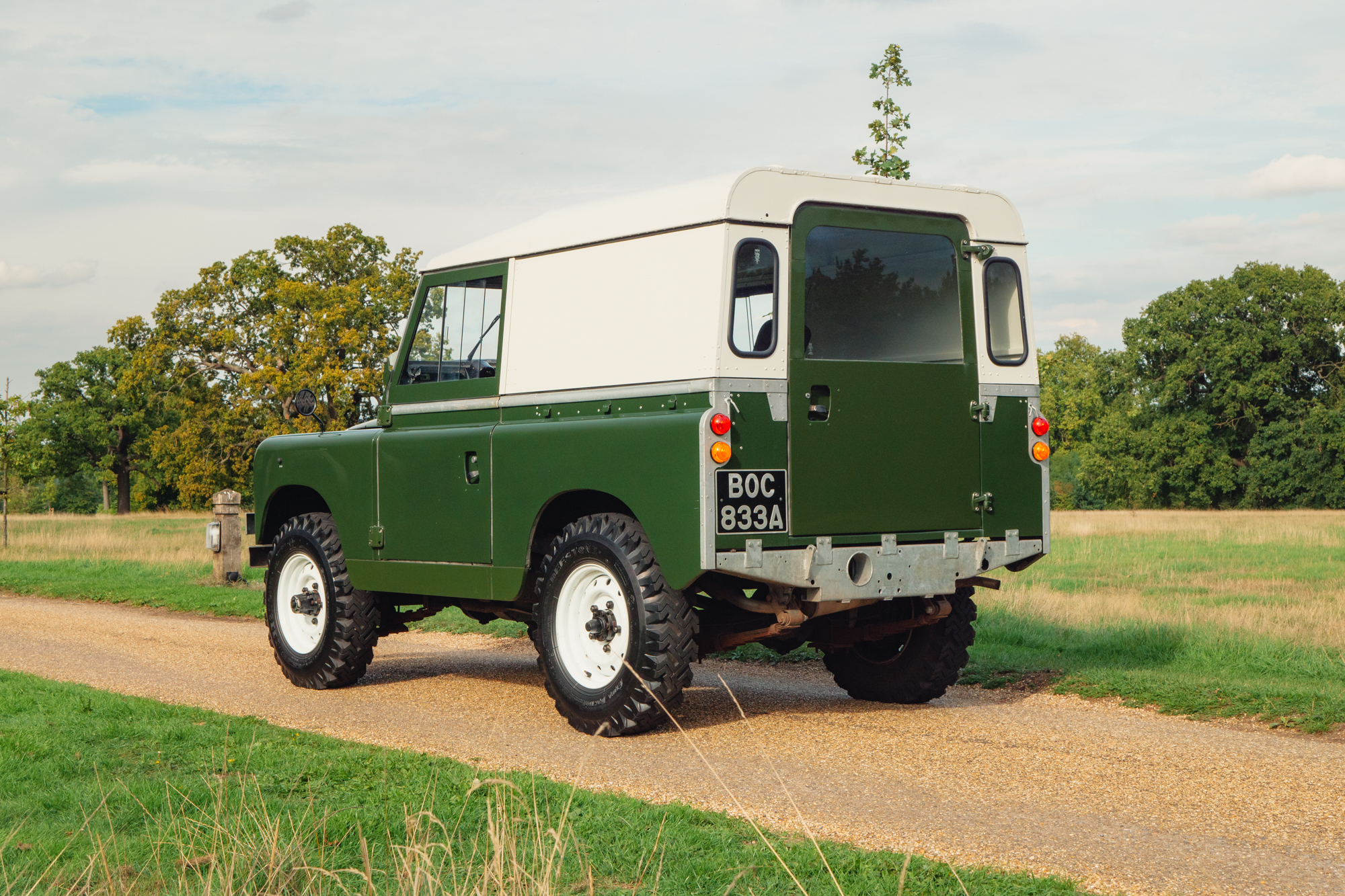 1963 LAND ROVER SERIES IIA 88"