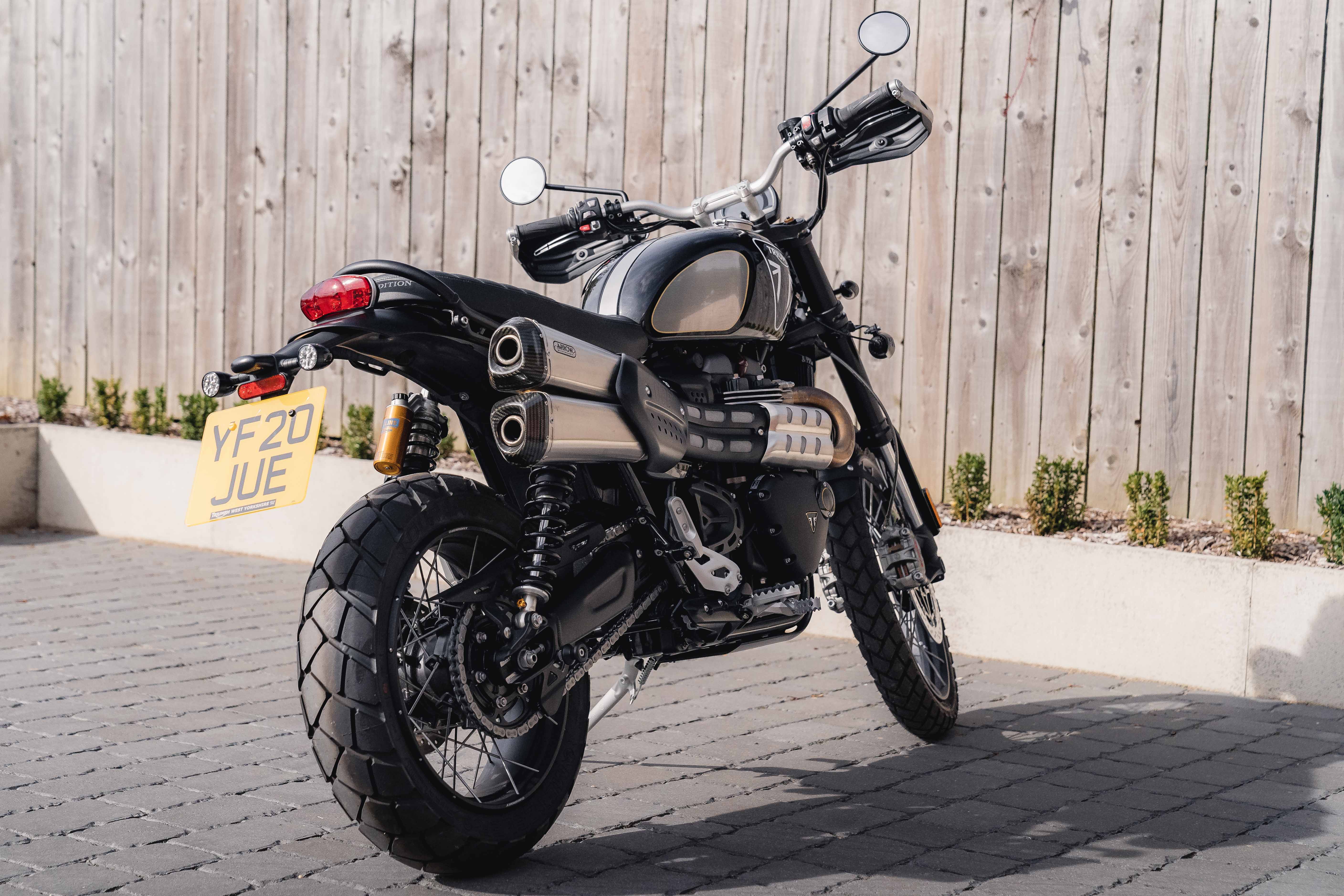 2020 TRIUMPH SCRAMBLER 1200 'BOND EDITION' - 18 MILES - VAT Q