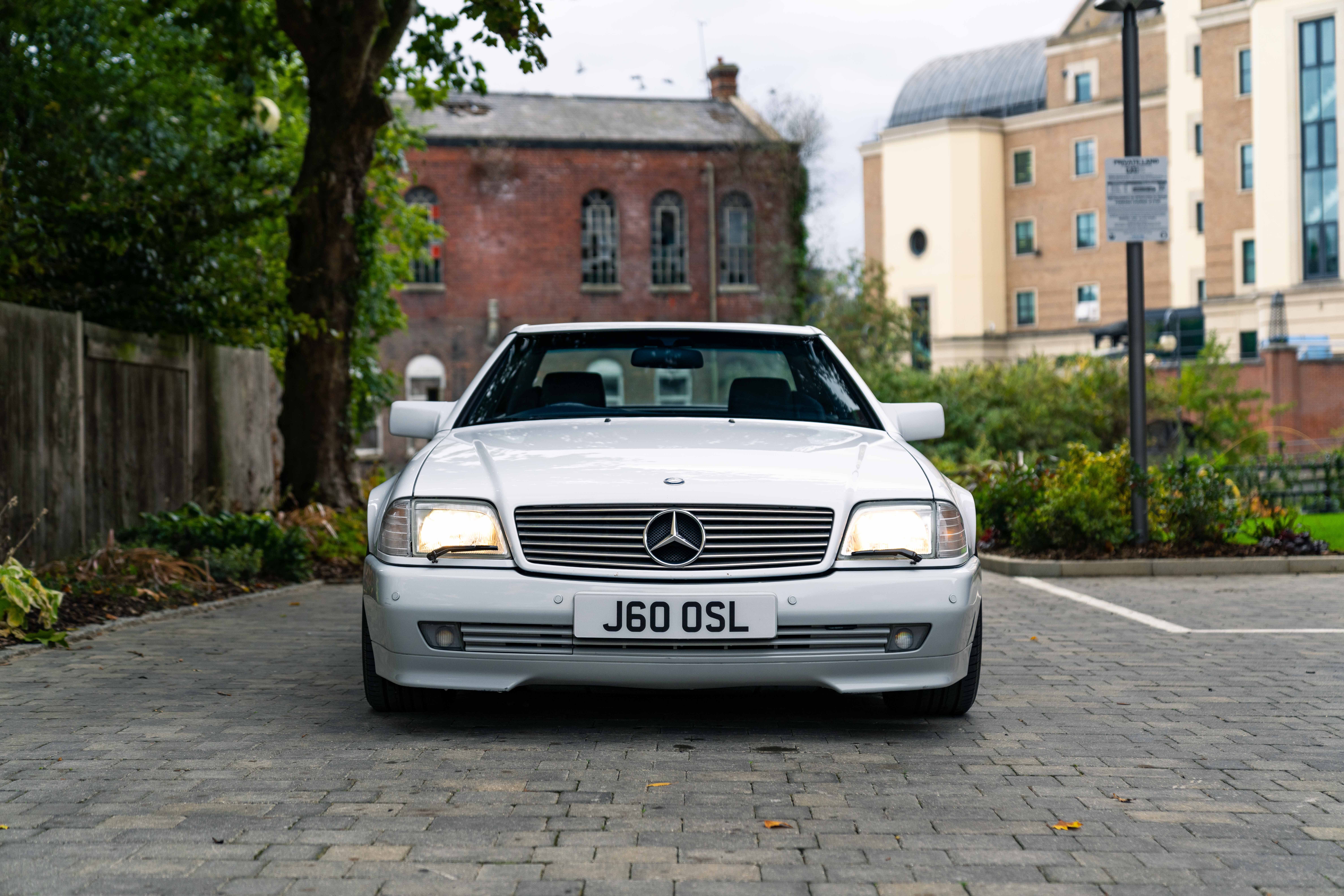 1992 MERCEDES-BENZ (R129) 500SL