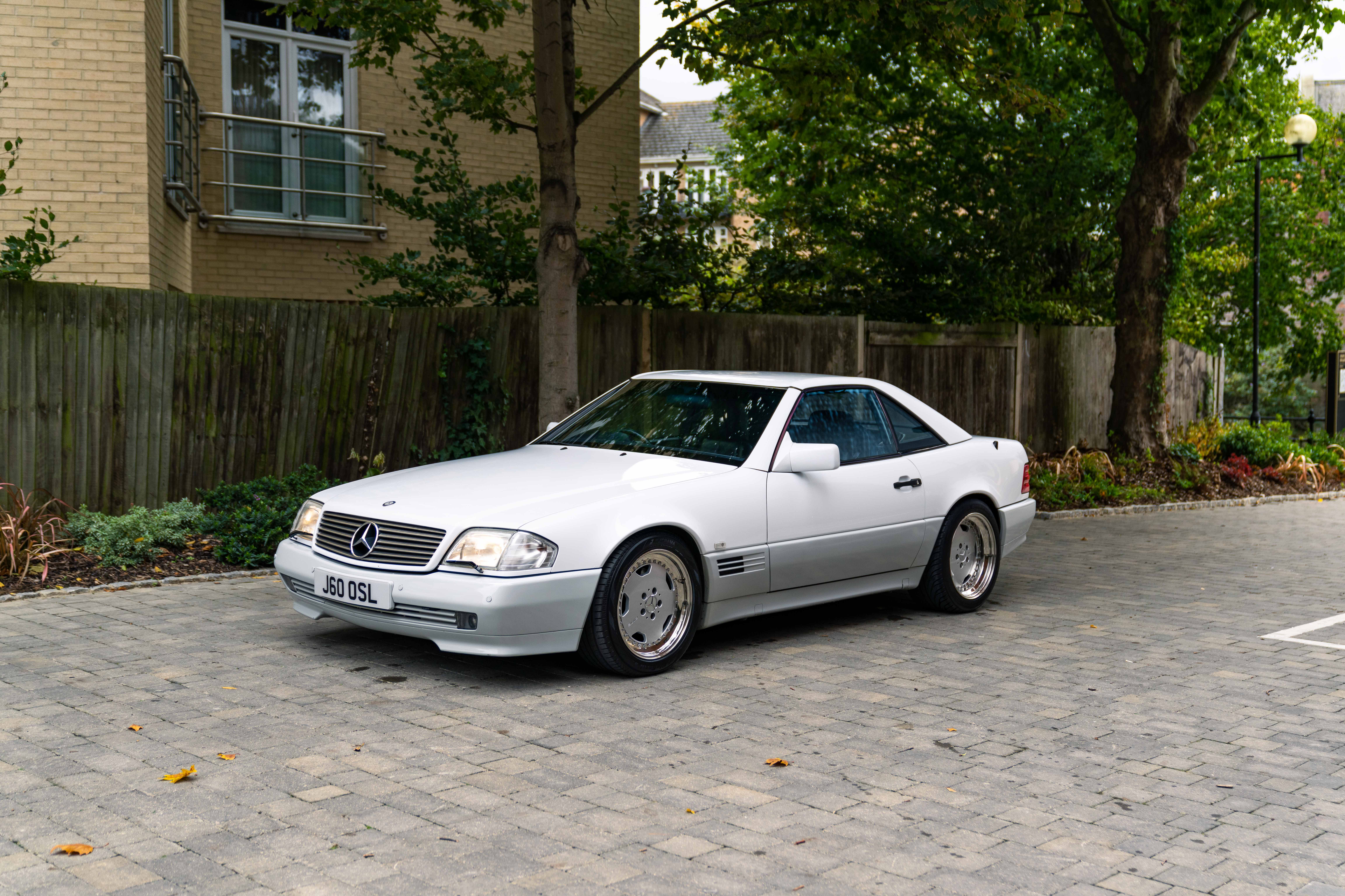 1992 MERCEDES-BENZ (R129) 500SL
