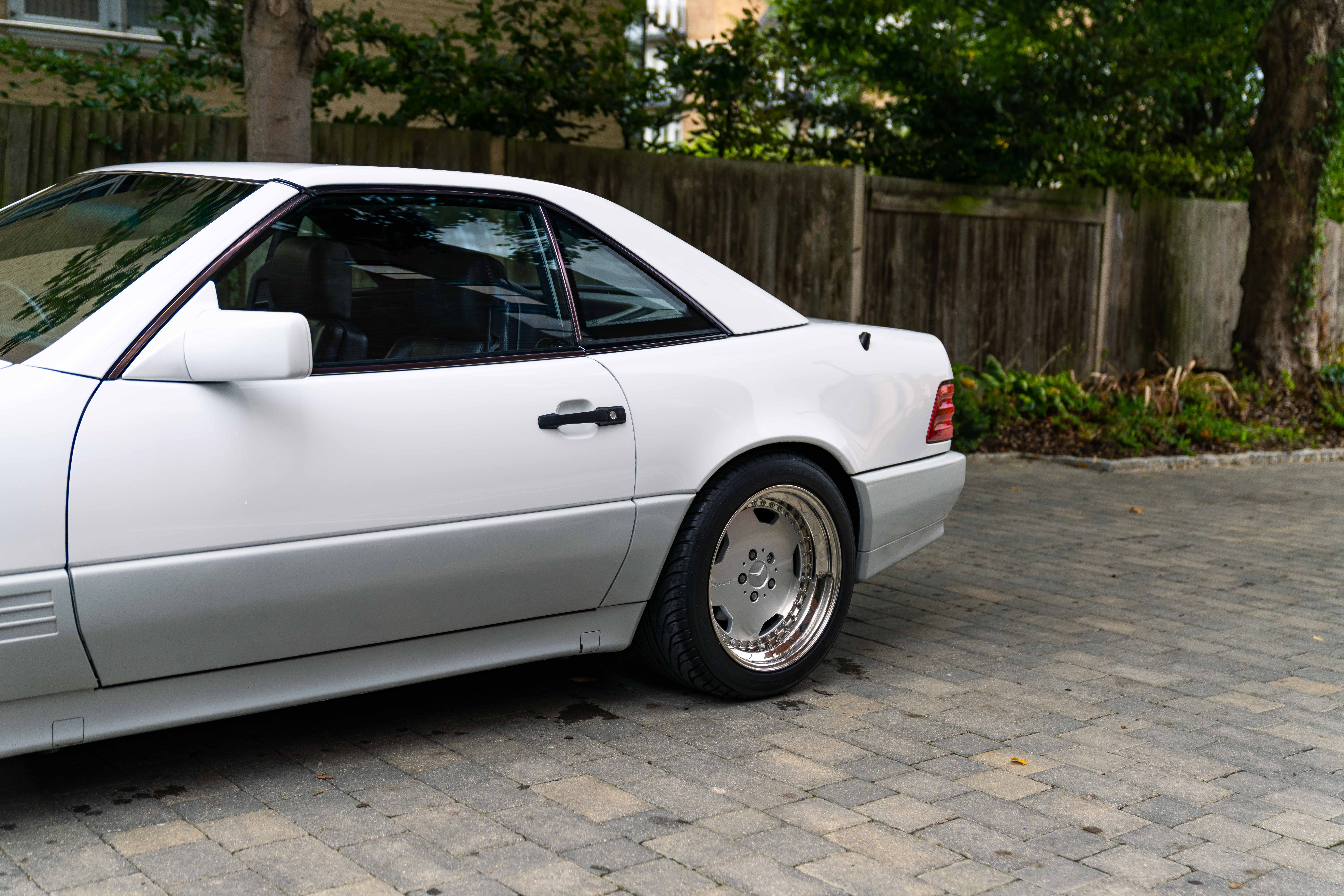 1992 MERCEDES-BENZ (R129) 500SL