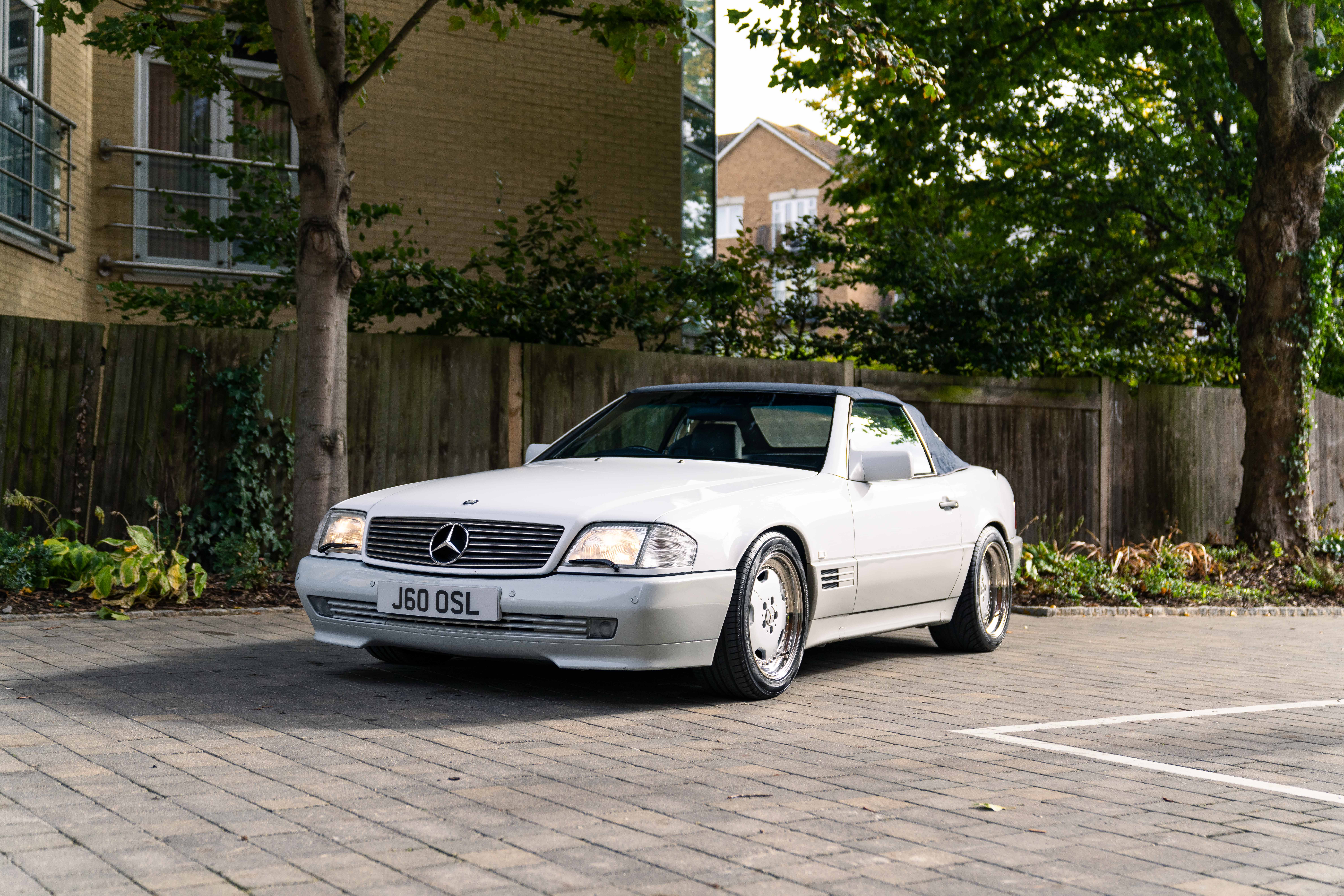 1992 MERCEDES-BENZ (R129) 500SL
