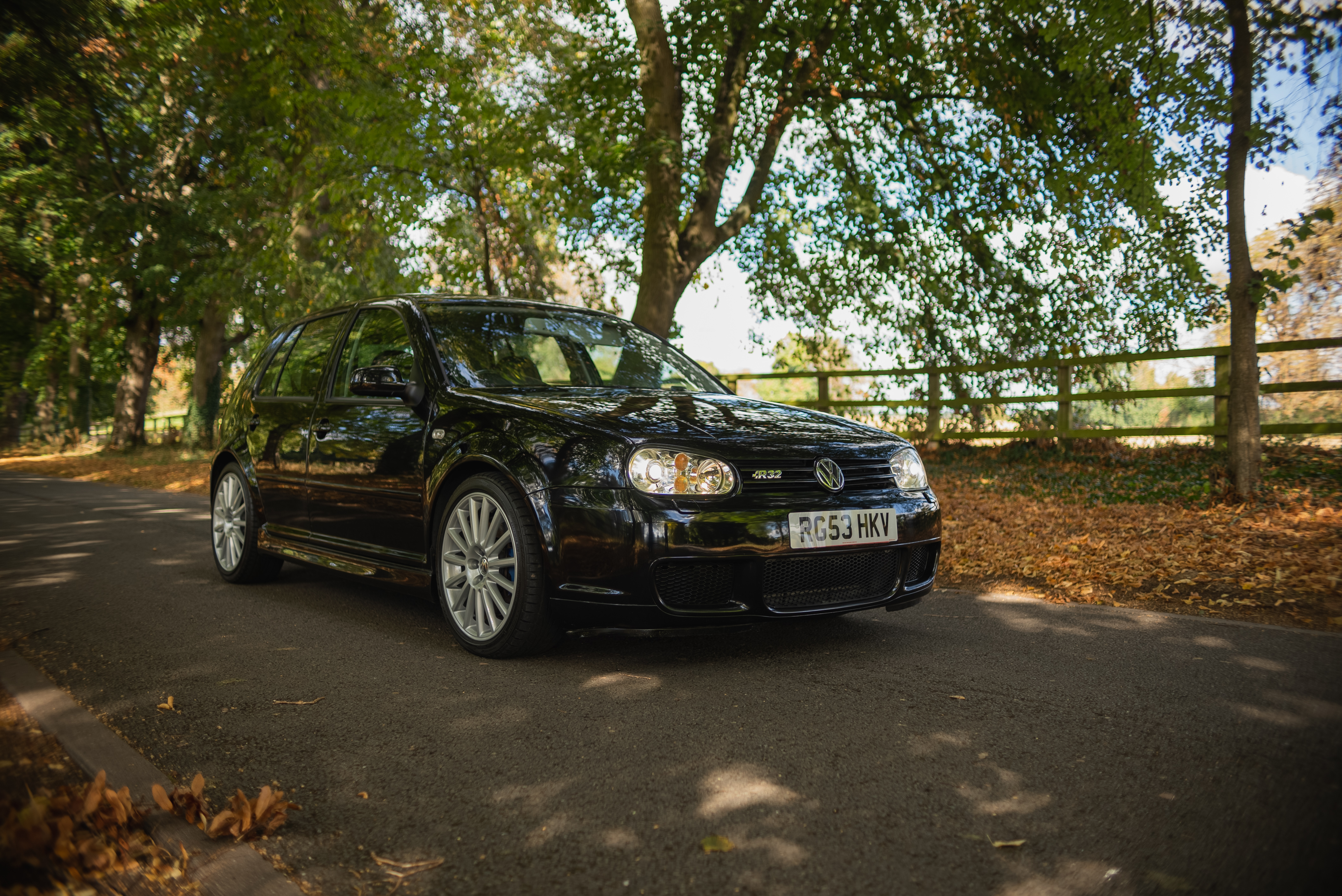 2003 VOLKSWAGEN GOLF (MK4) R32