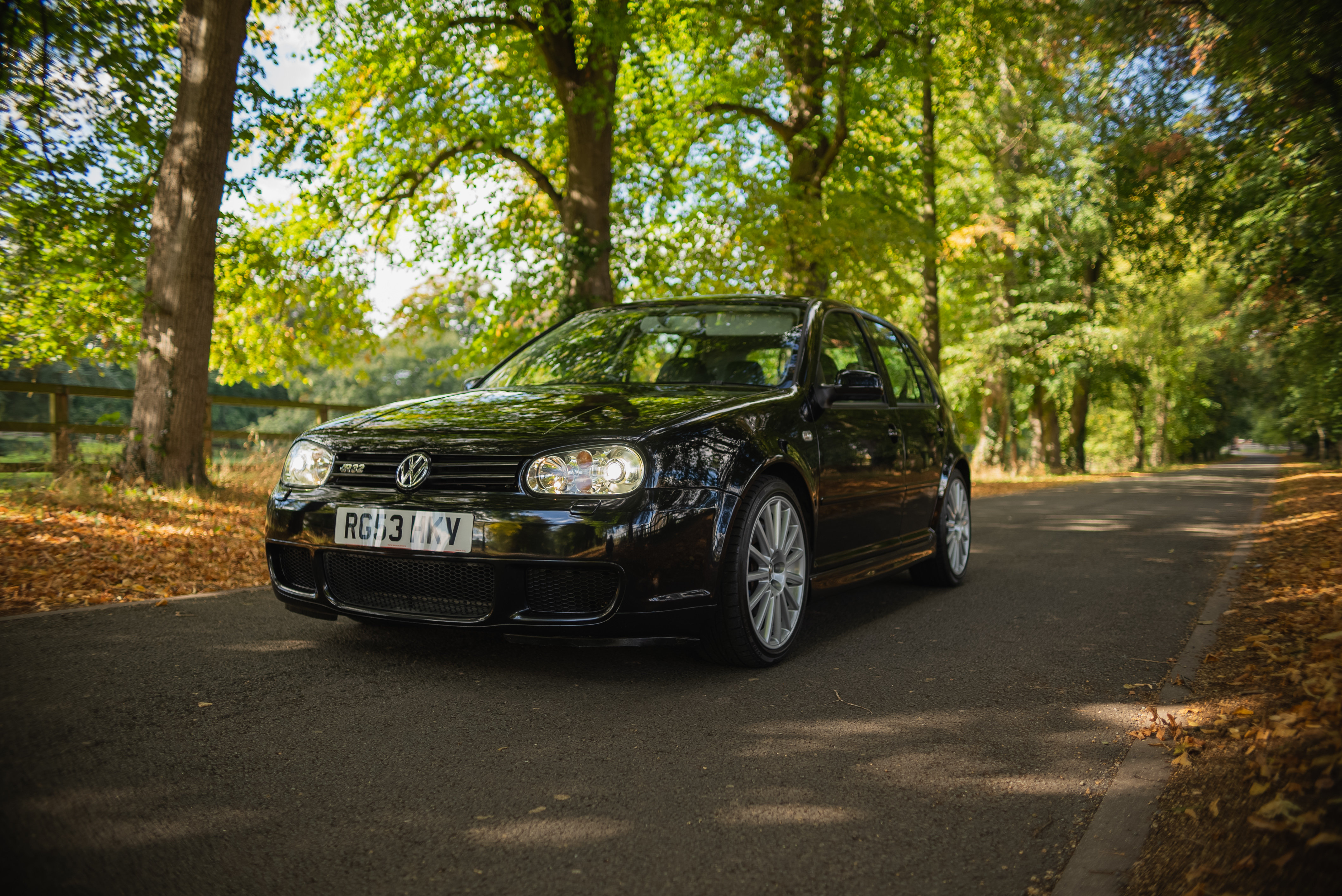 2003 VOLKSWAGEN GOLF (MK4) R32