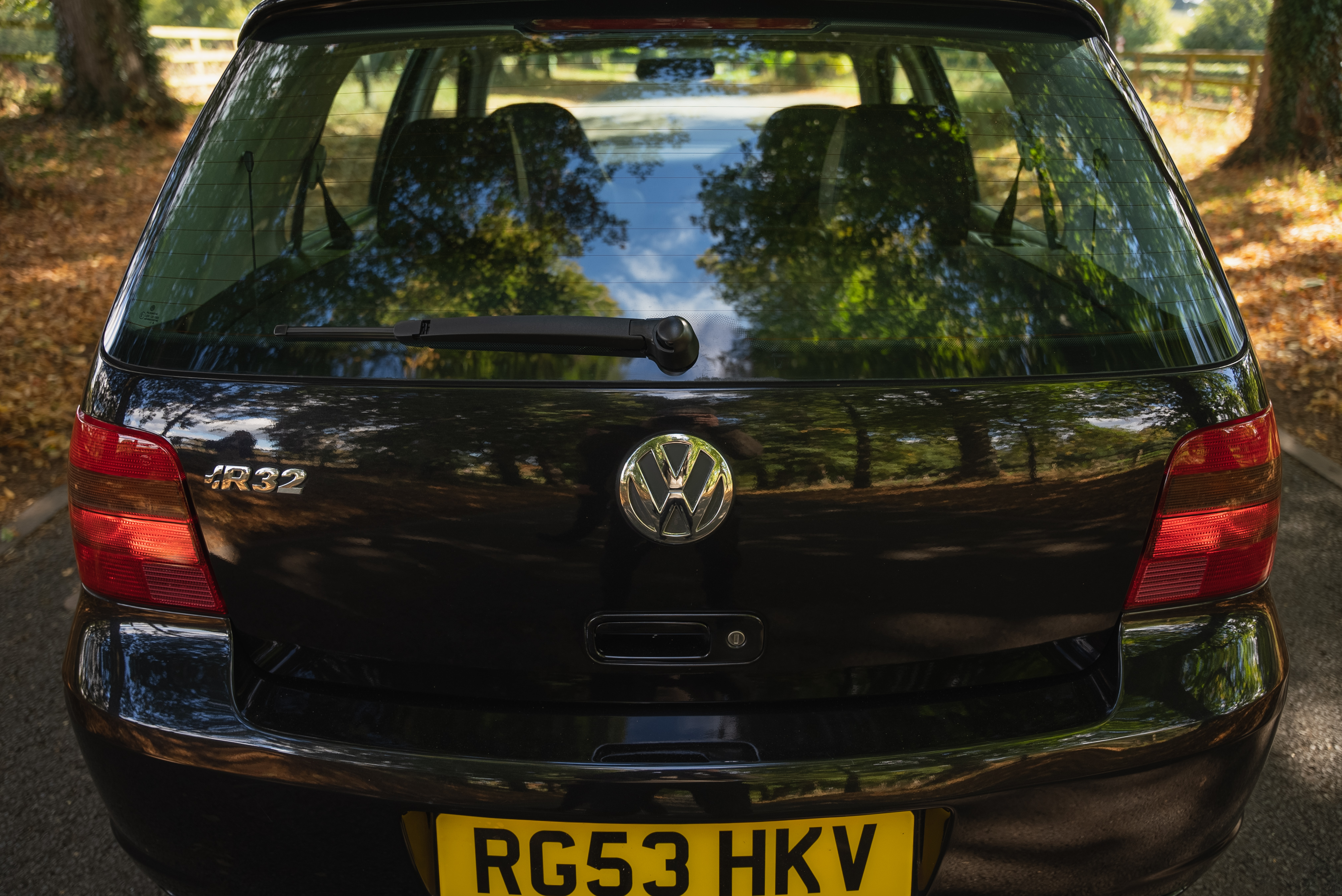 2003 VOLKSWAGEN GOLF (MK4) R32