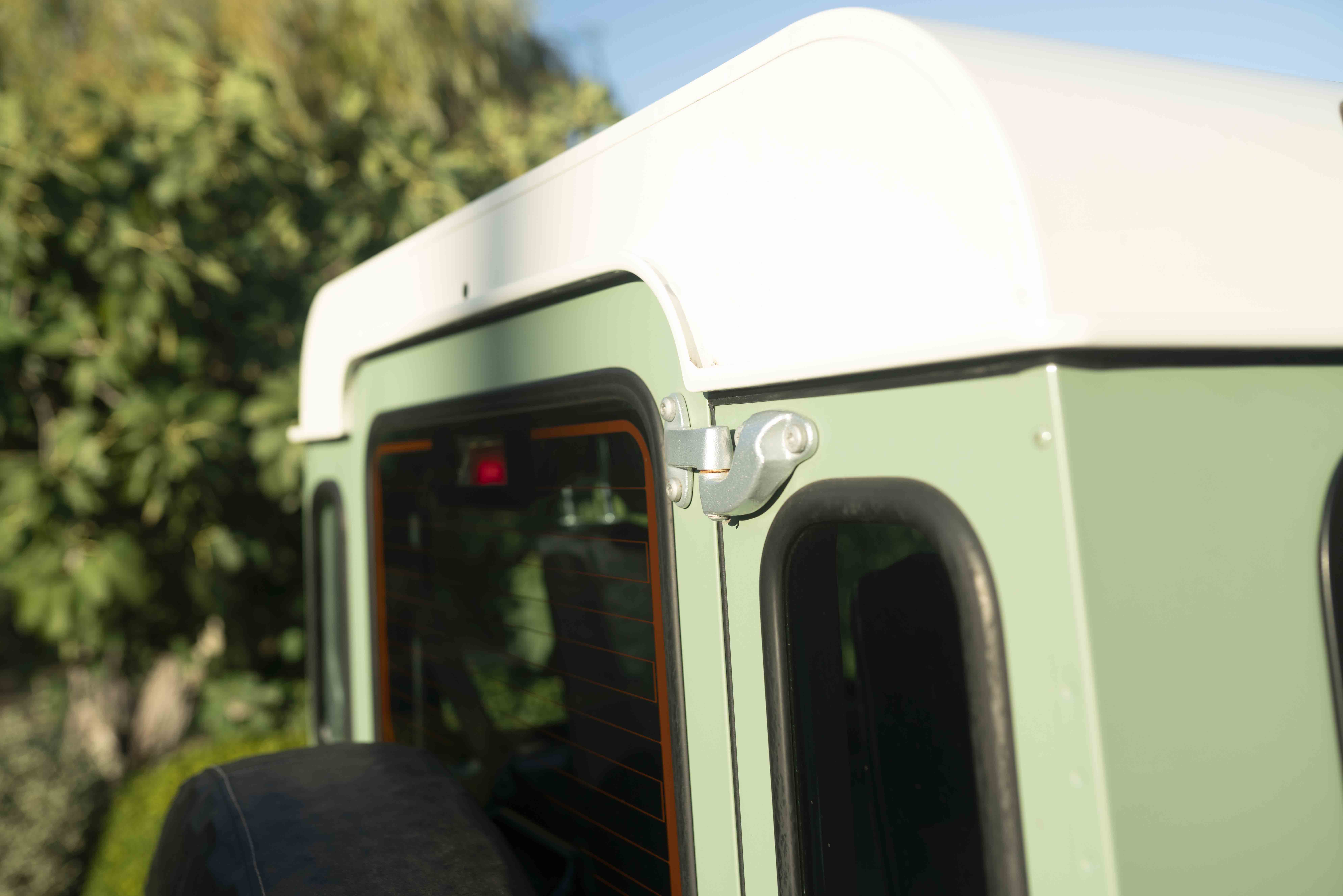 2015 LAND ROVER DEFENDER 90 HERITAGE EDITION