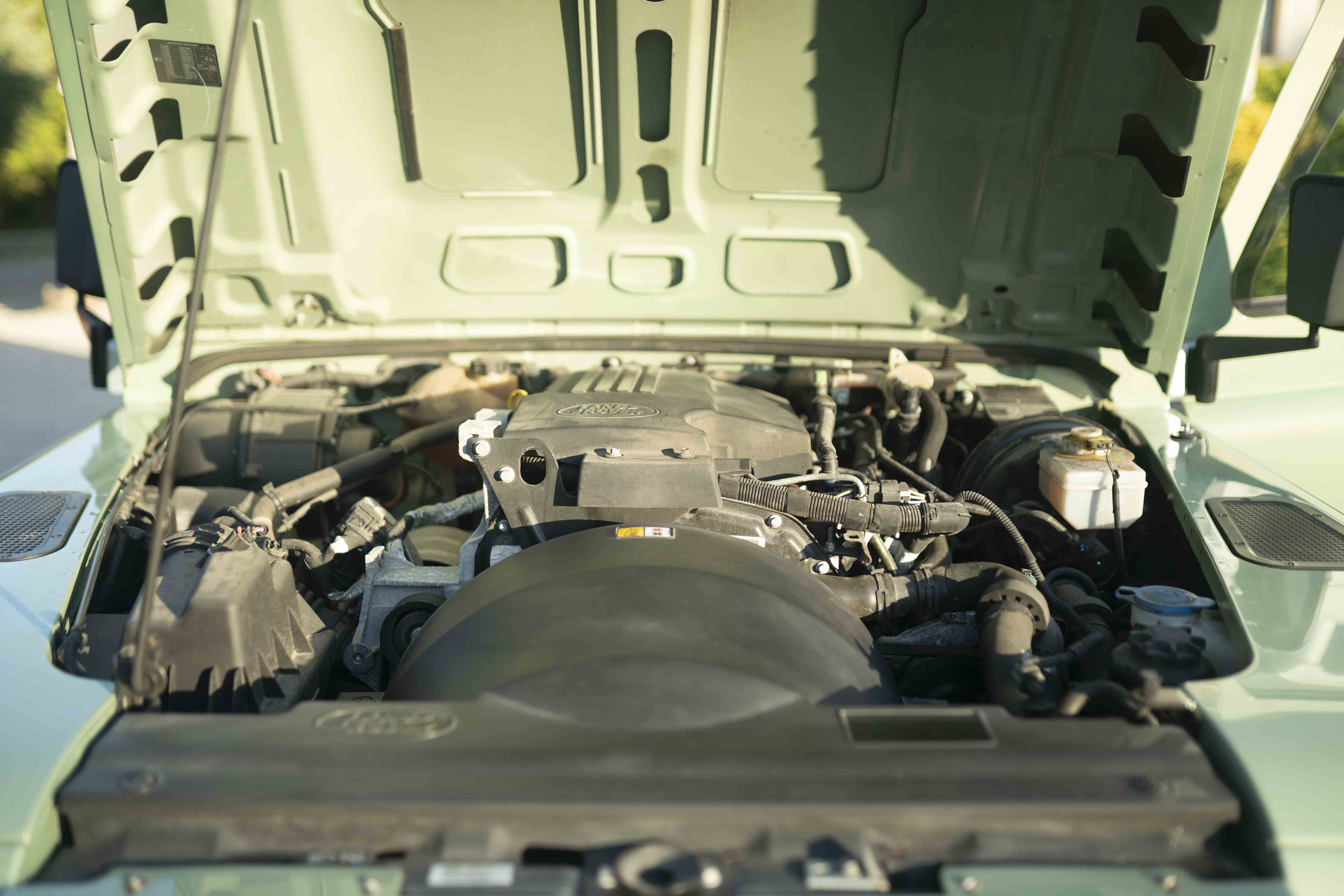 2015 LAND ROVER DEFENDER 90 HERITAGE EDITION