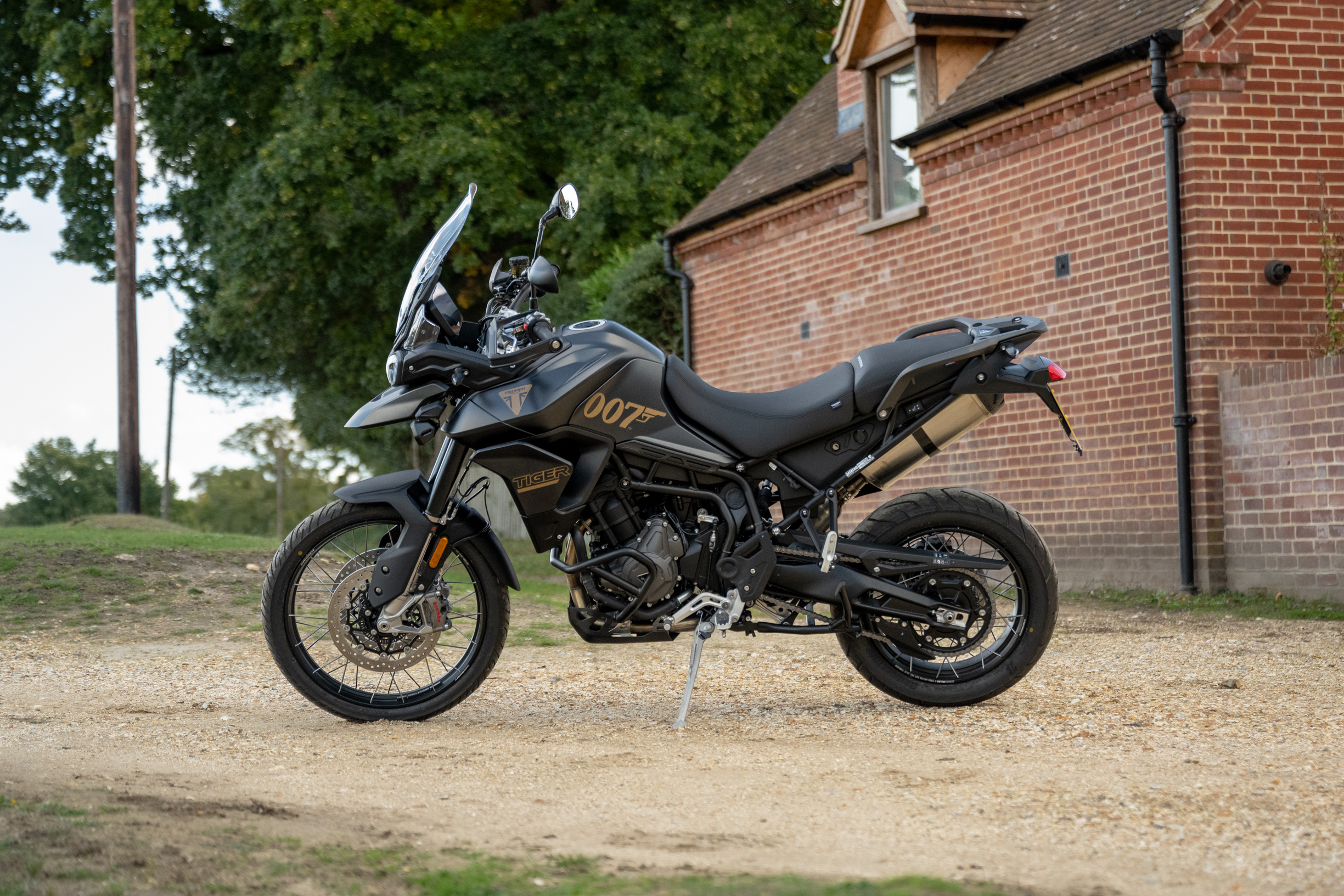 2022 TRIUMPH TIGER 900 - BOND EDITION