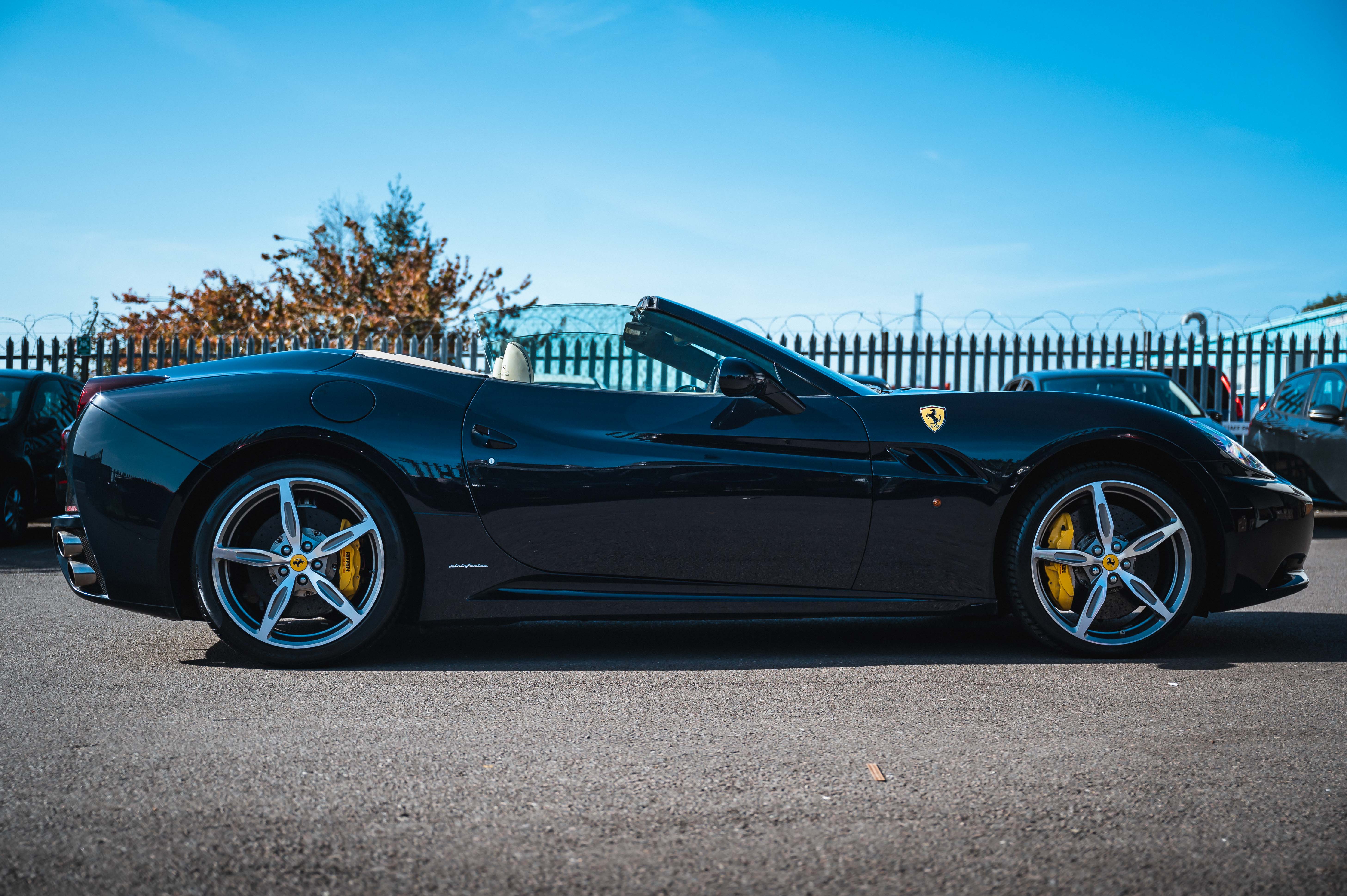 2011 FERRARI CALIFORNIA