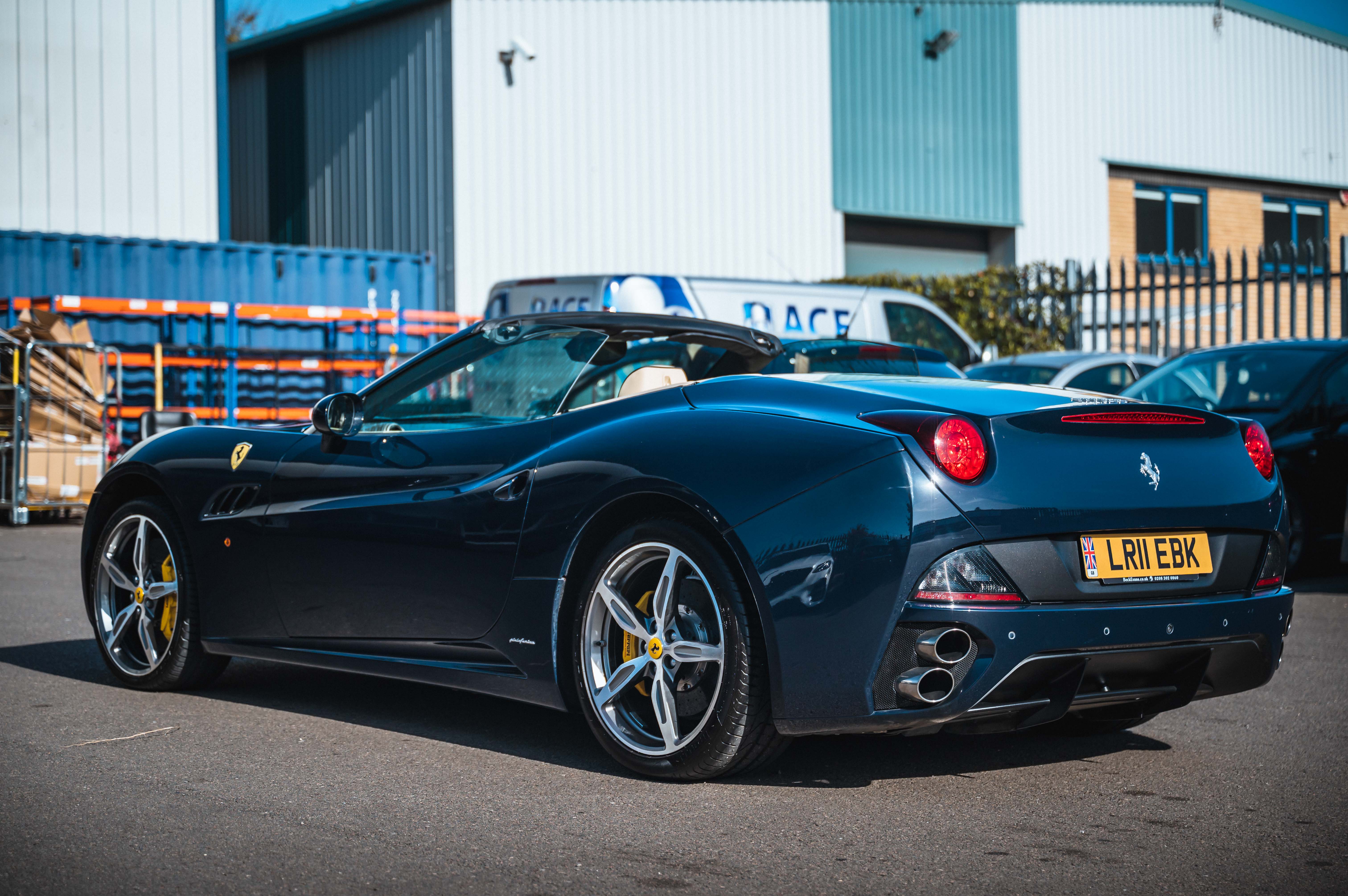 2011 FERRARI CALIFORNIA