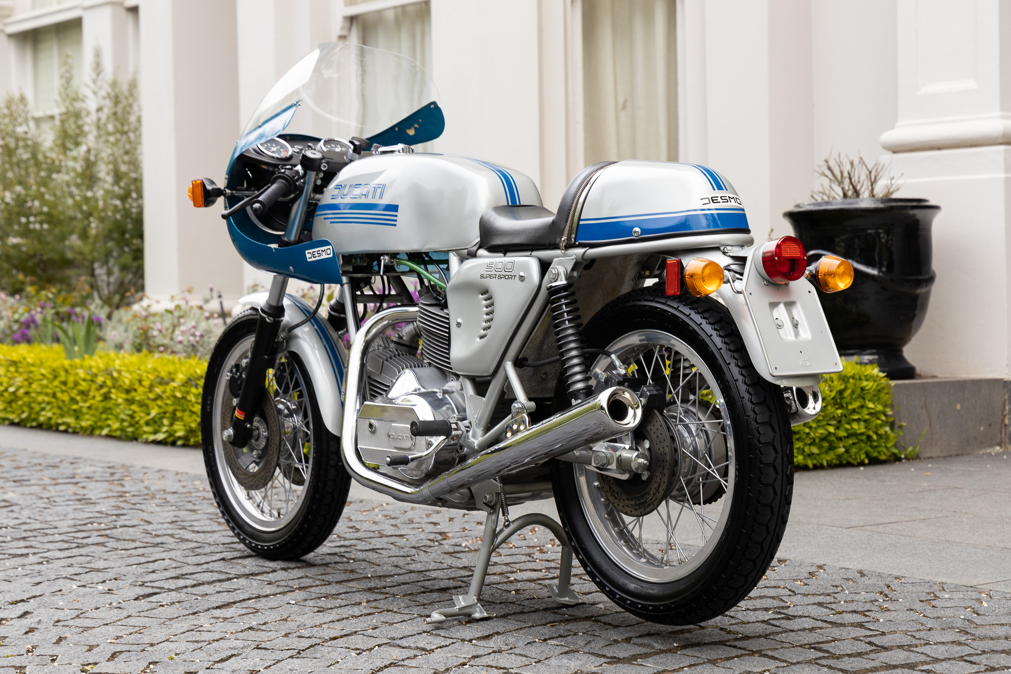1976 DUCATI 900 SS - 8 KM