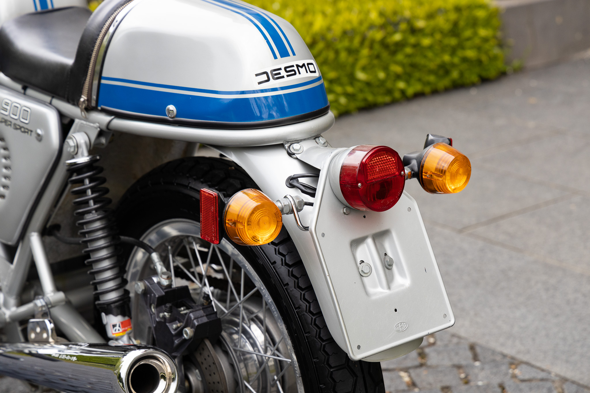 1976 DUCATI 900 SS - 8 KM