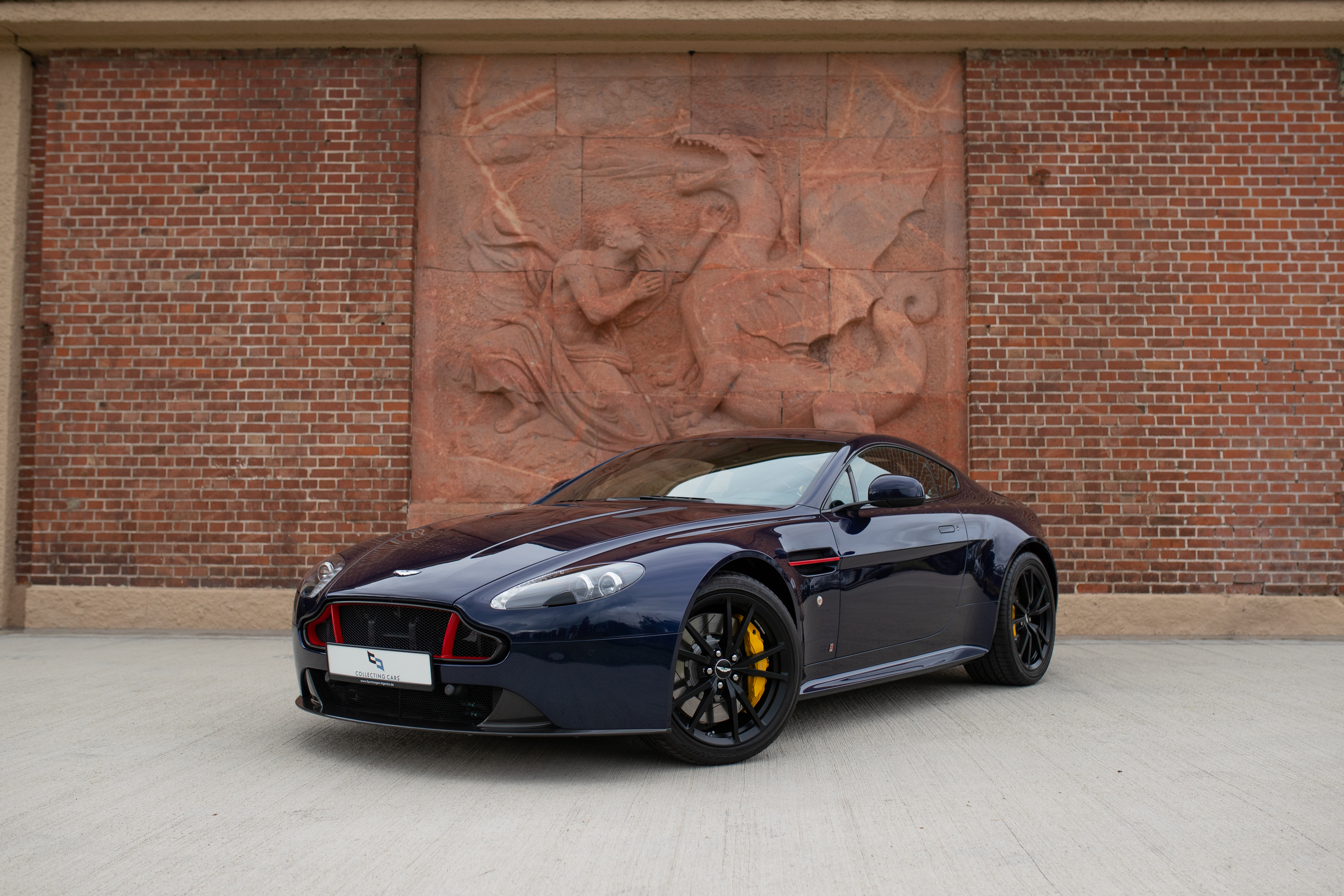 2019 ASTON MARTIN V8 VANTAGE S RED BULL RACING EDITION - 262 KM - VAT Q