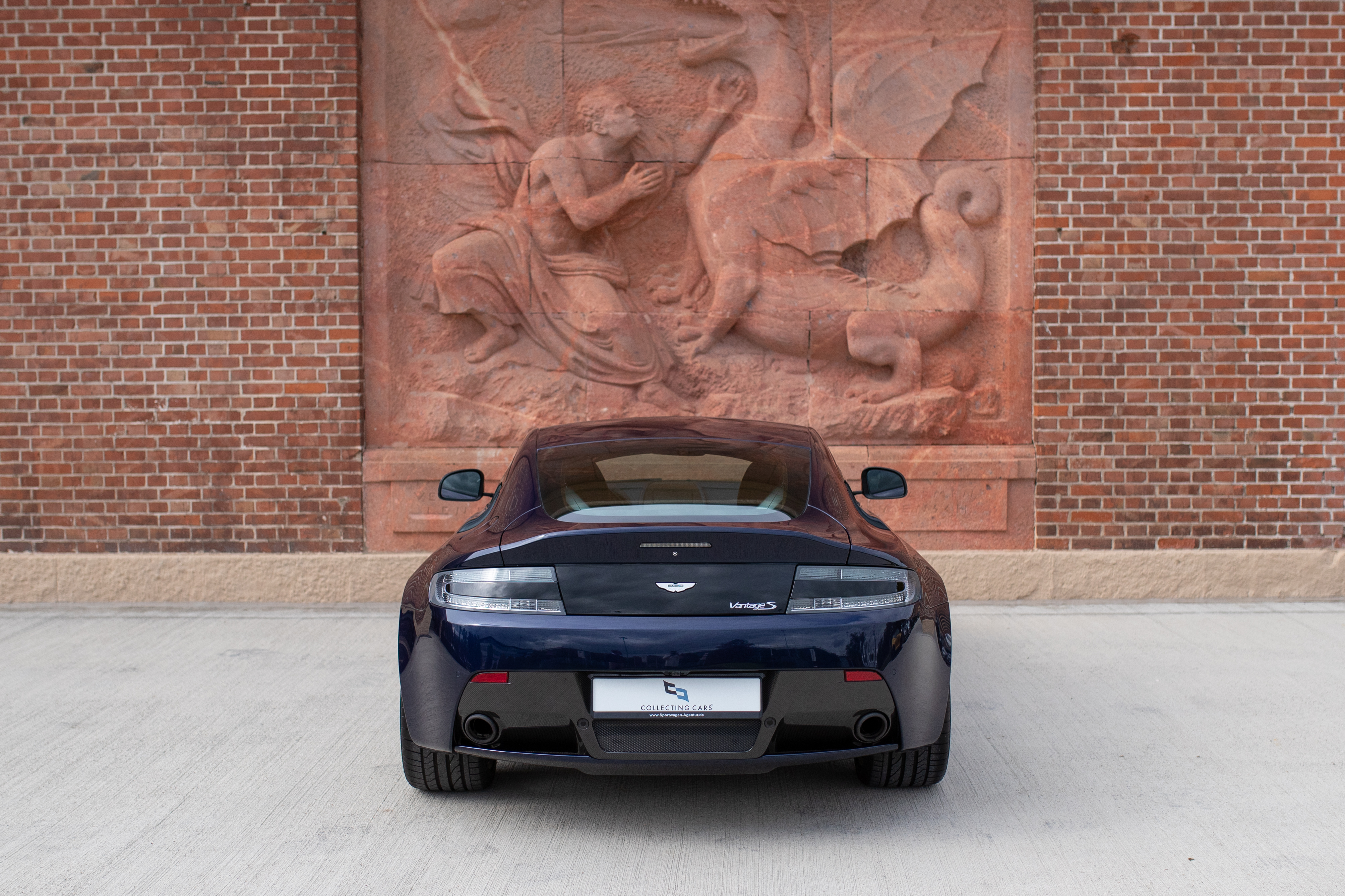 2019 ASTON MARTIN V8 VANTAGE S RED BULL RACING EDITION - 262 KM - VAT Q