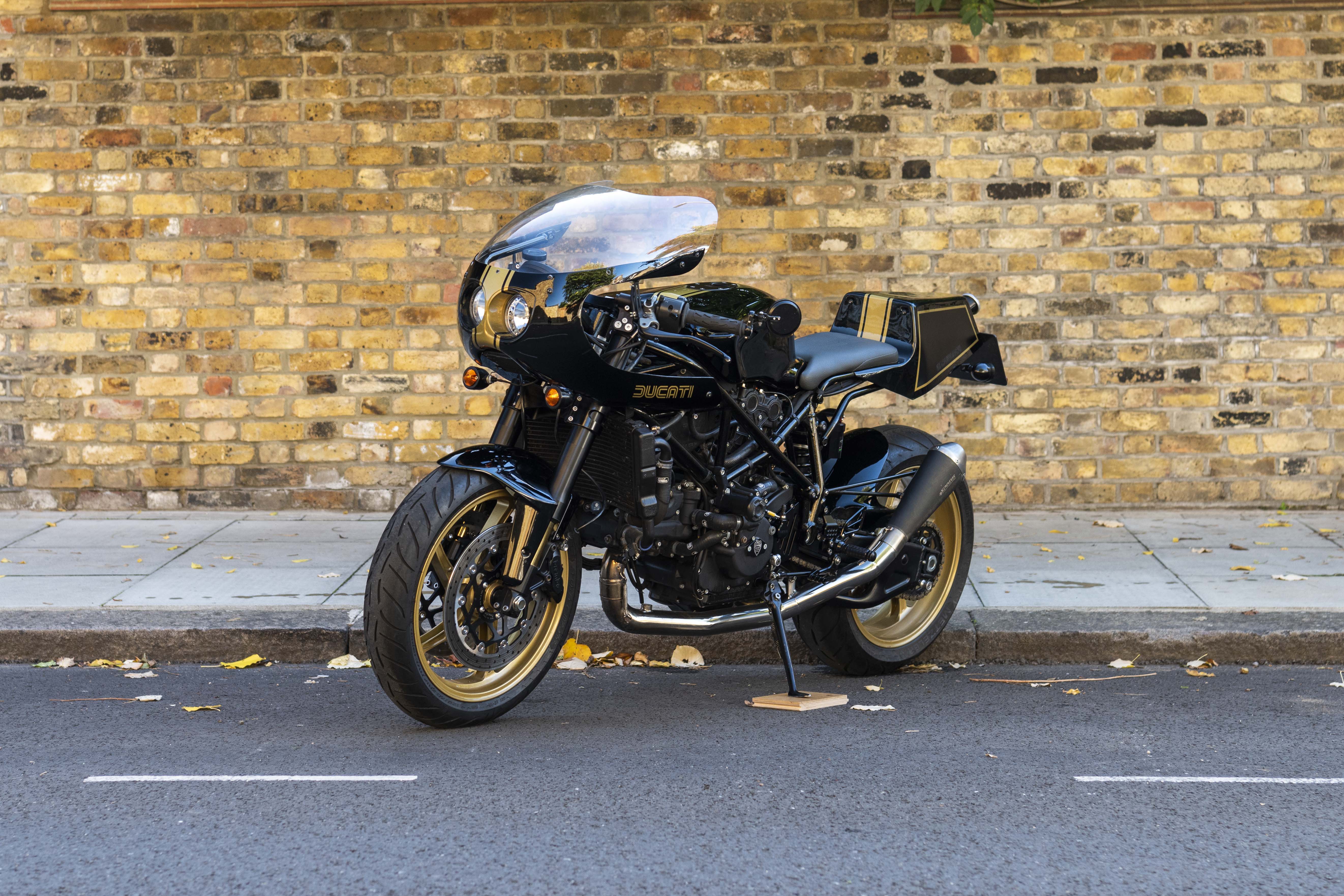 2005 DUCATI 999 - CUSTOM