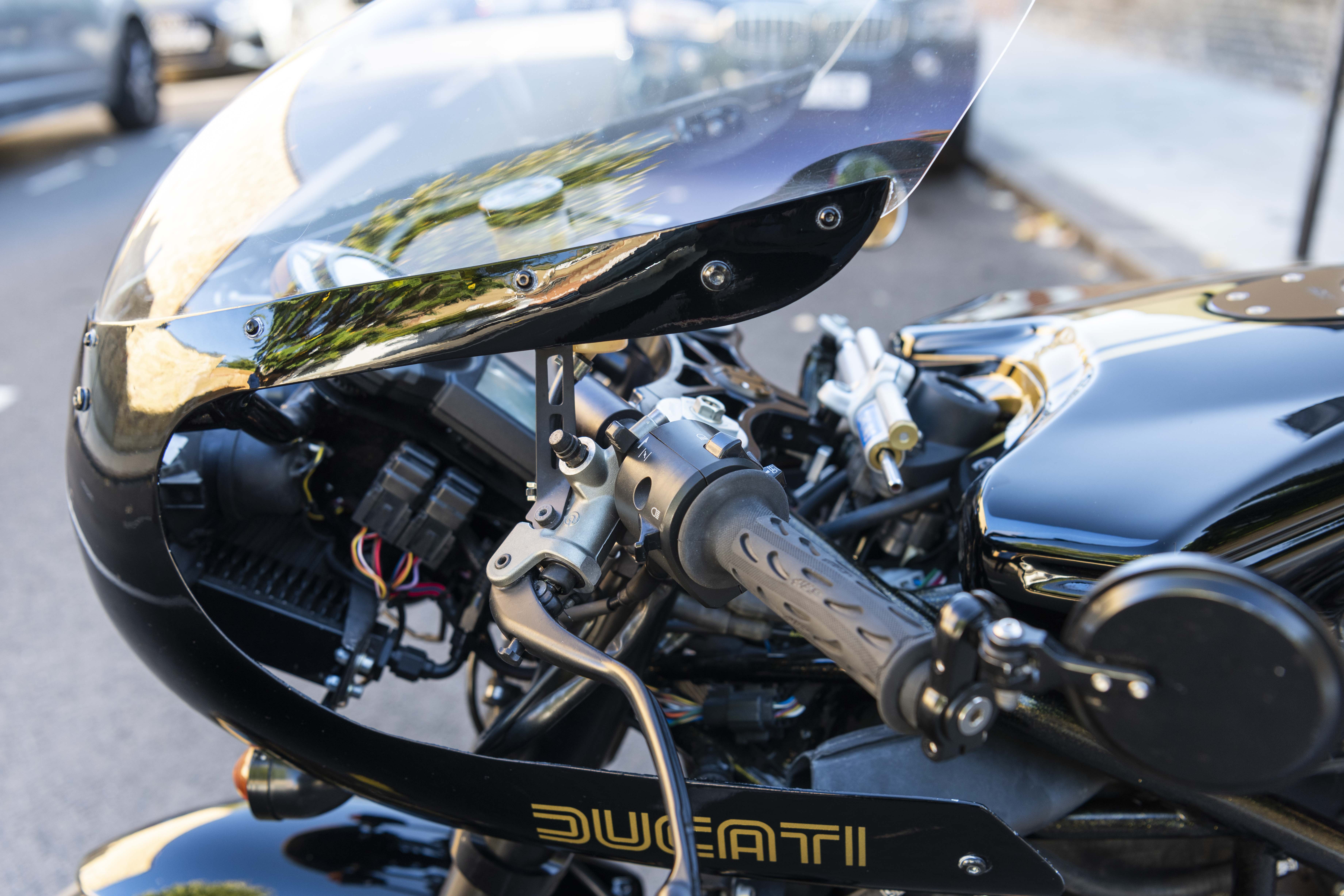 2005 DUCATI 999 - CUSTOM