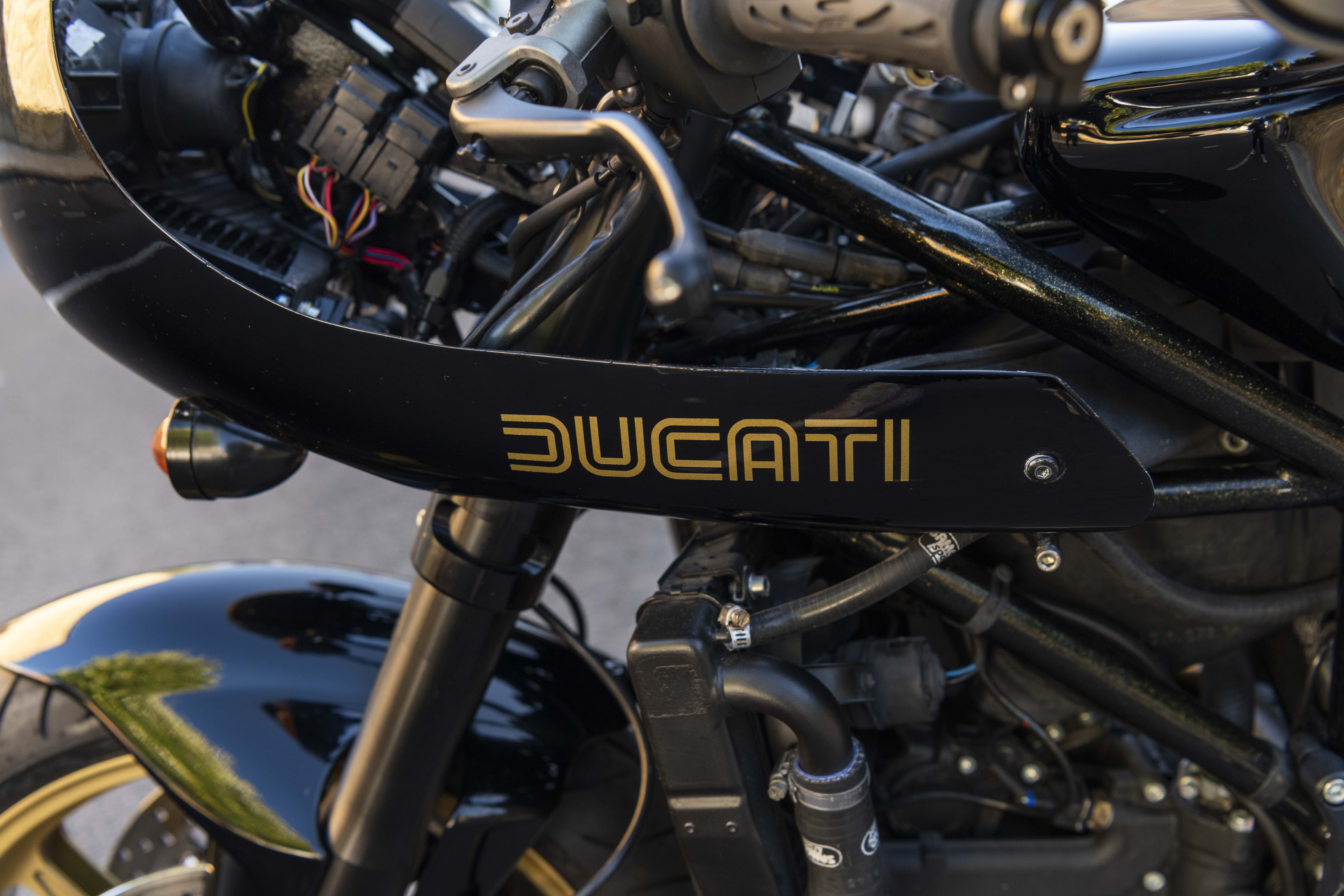 2005 DUCATI 999 - CUSTOM