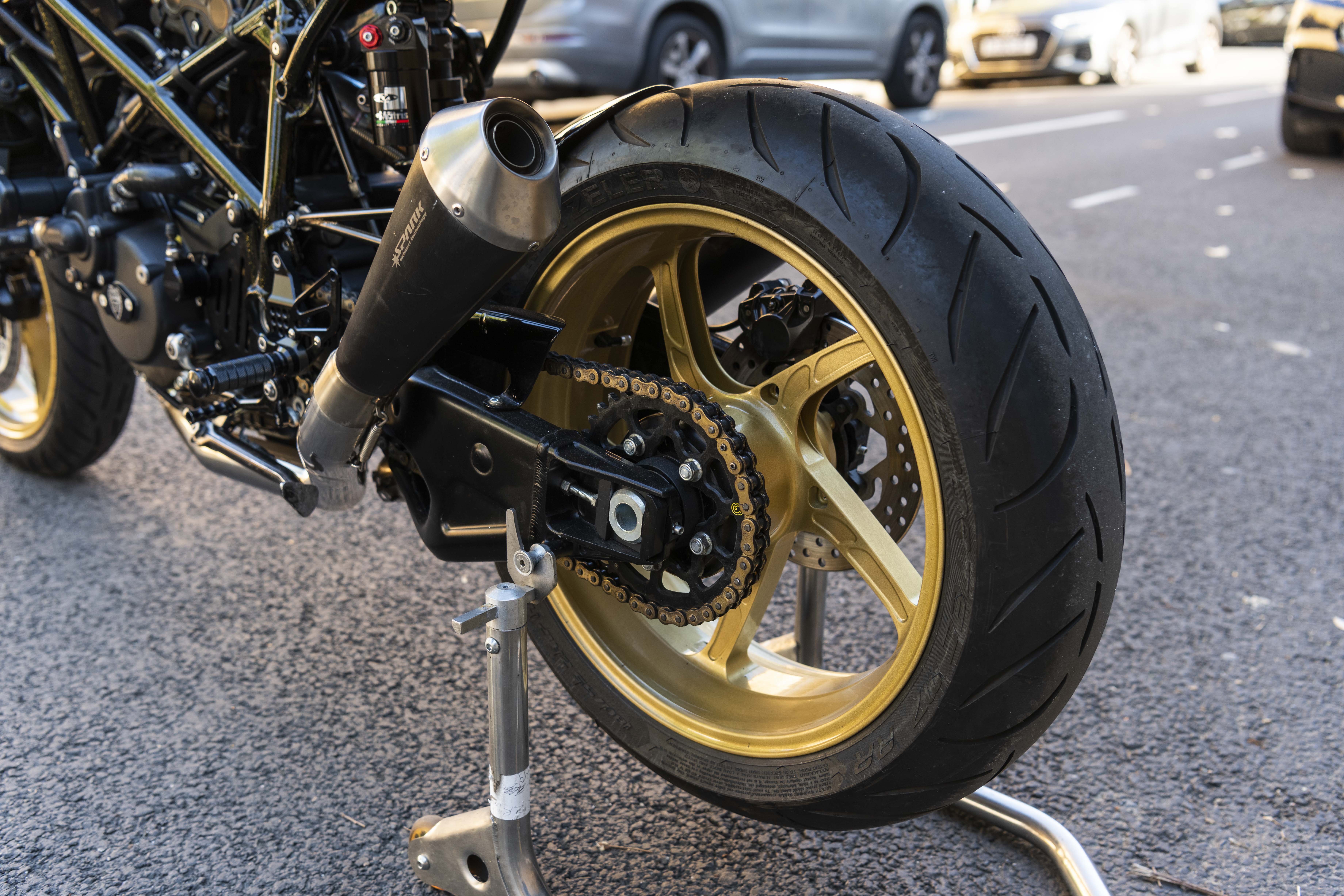 2005 DUCATI 999 - CUSTOM