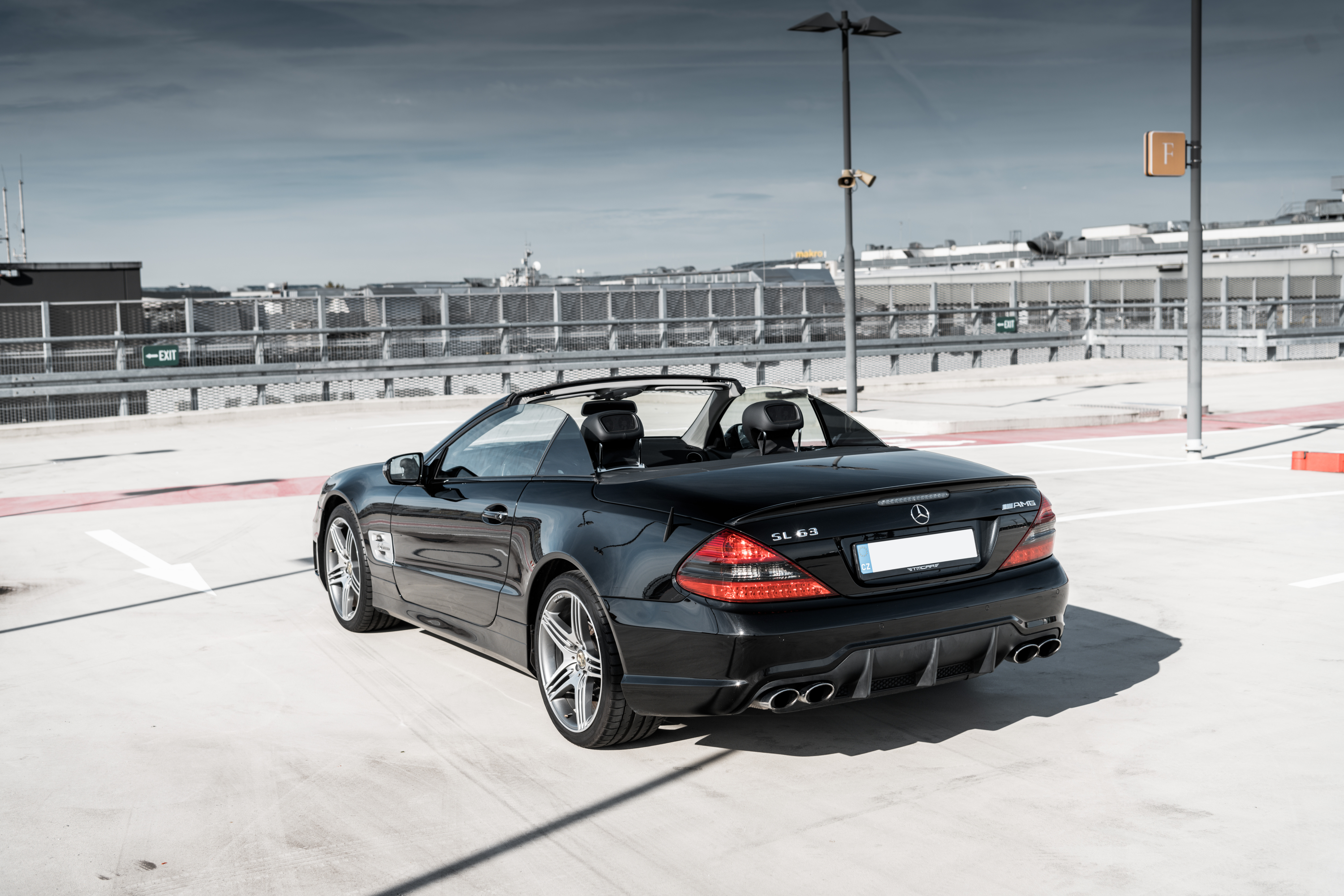 2011 MERCEDES-BENZ (R230) SL63 AMG - 58,994 KM