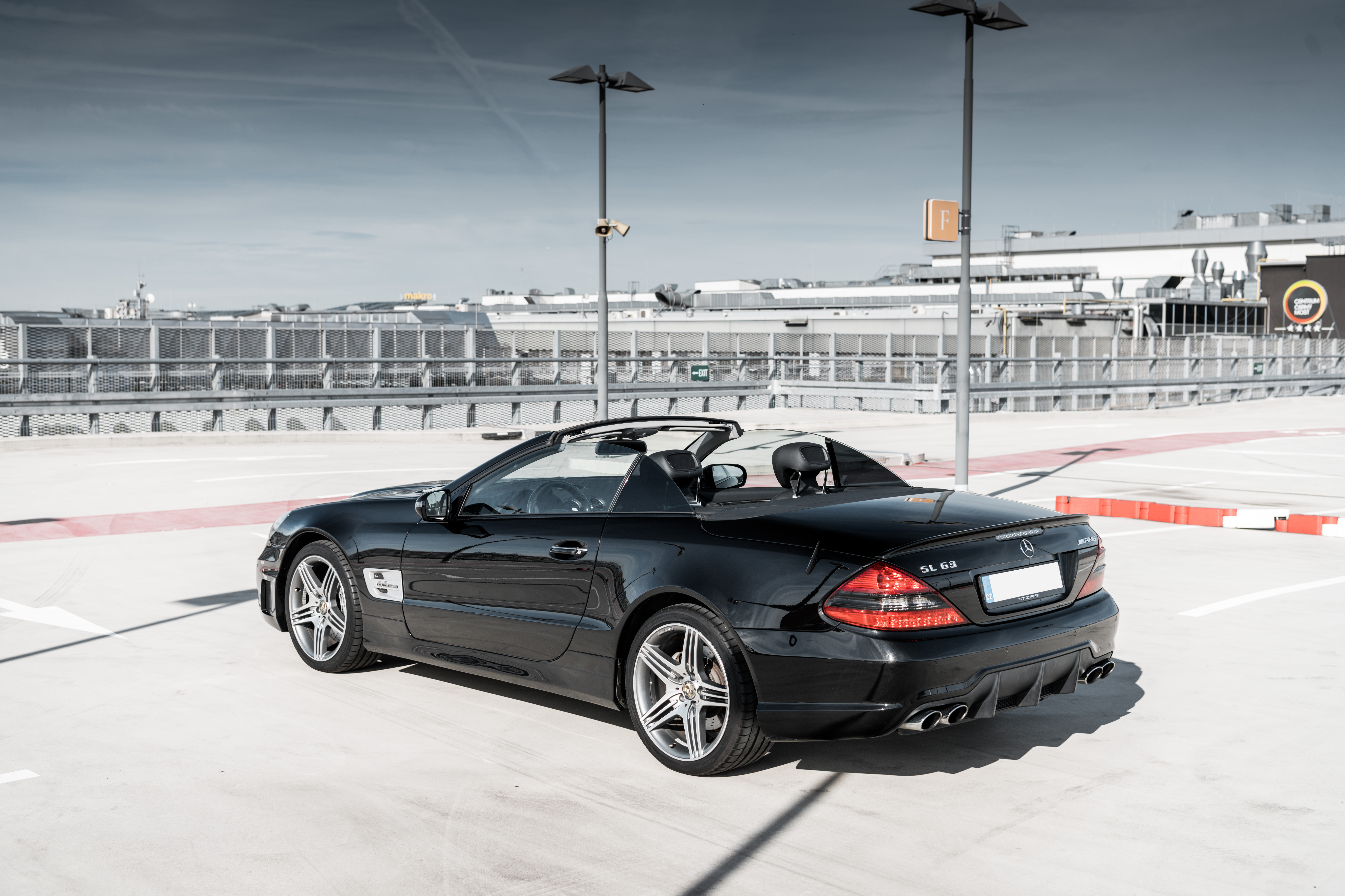 2011 MERCEDES-BENZ (R230) SL63 AMG - 58,994 KM