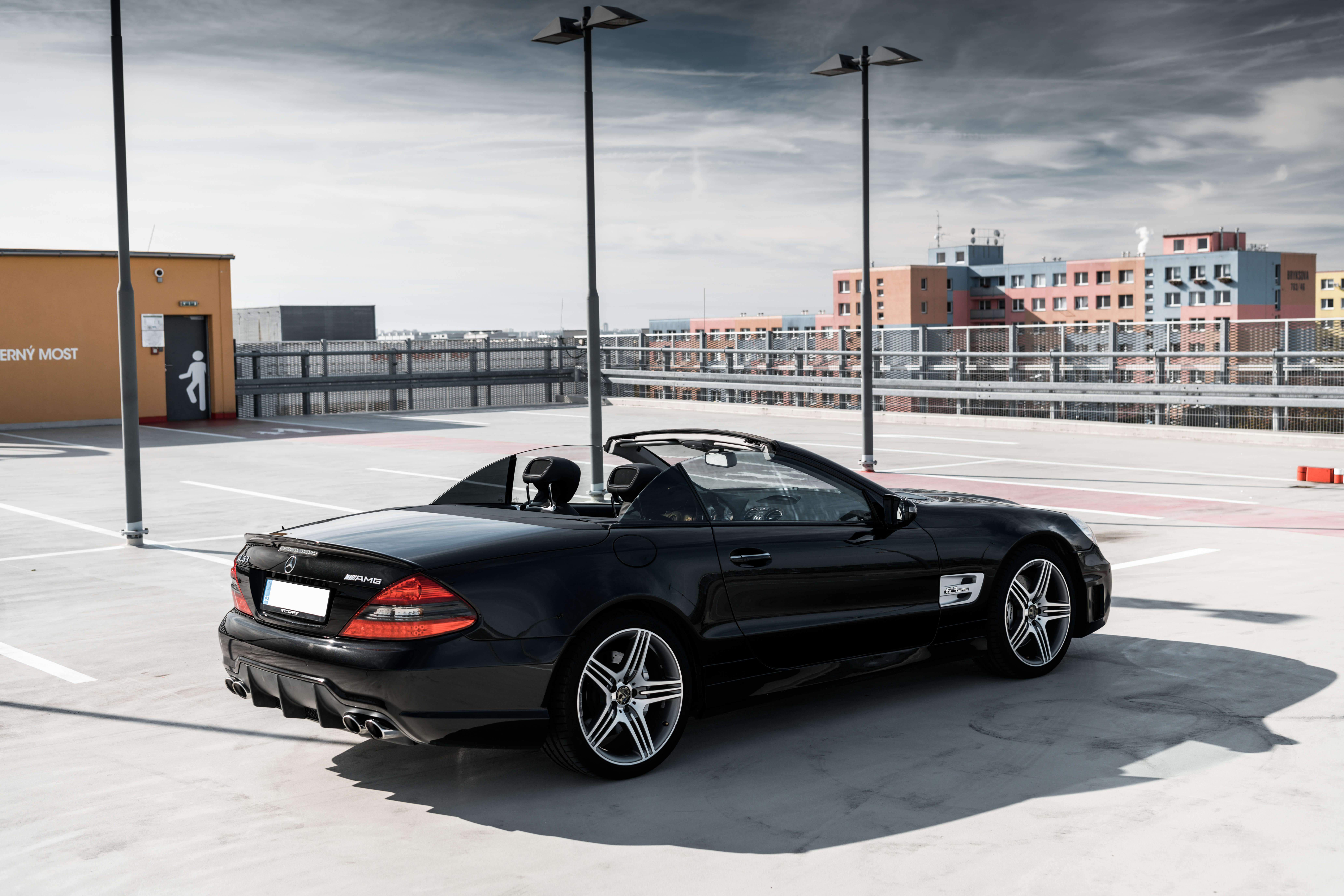 2011 MERCEDES-BENZ (R230) SL63 AMG - 58,994 KM for sale by auction in ...