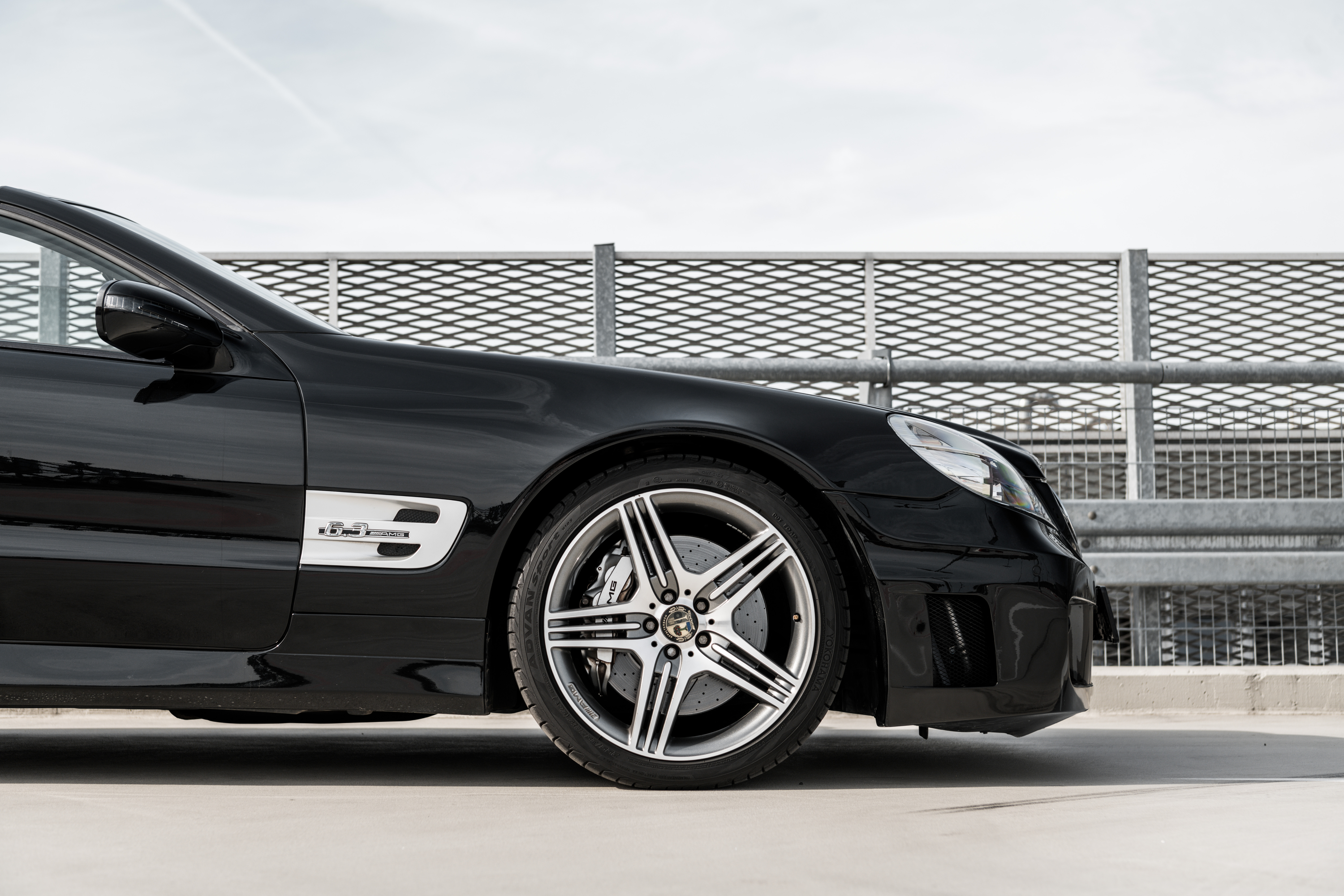 2011 MERCEDES-BENZ (R230) SL63 AMG - 58,994 KM