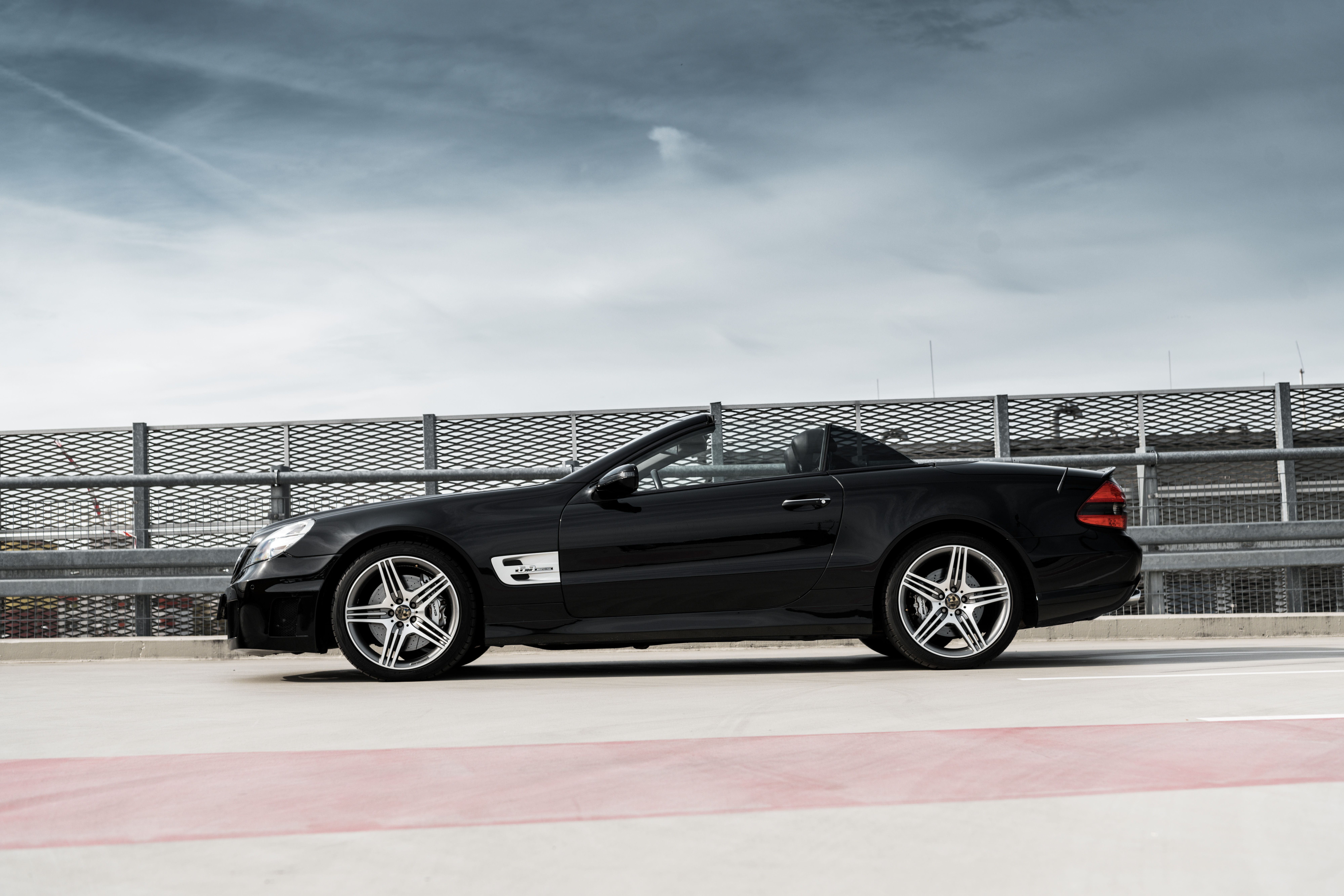 2011 MERCEDES-BENZ (R230) SL63 AMG - 58,994 KM