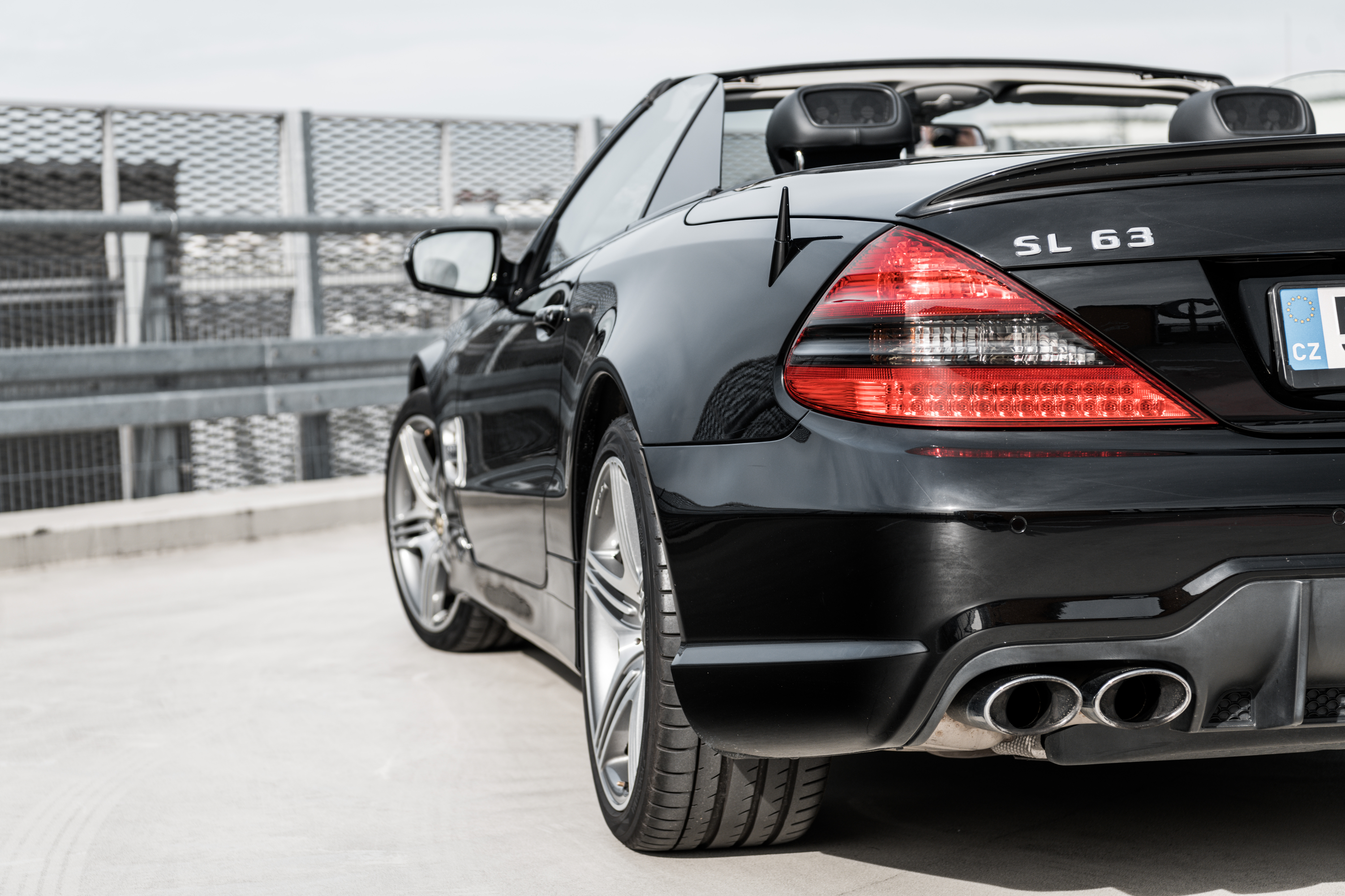 2011 MERCEDES-BENZ (R230) SL63 AMG - 58,994 KM for sale by auction in ...