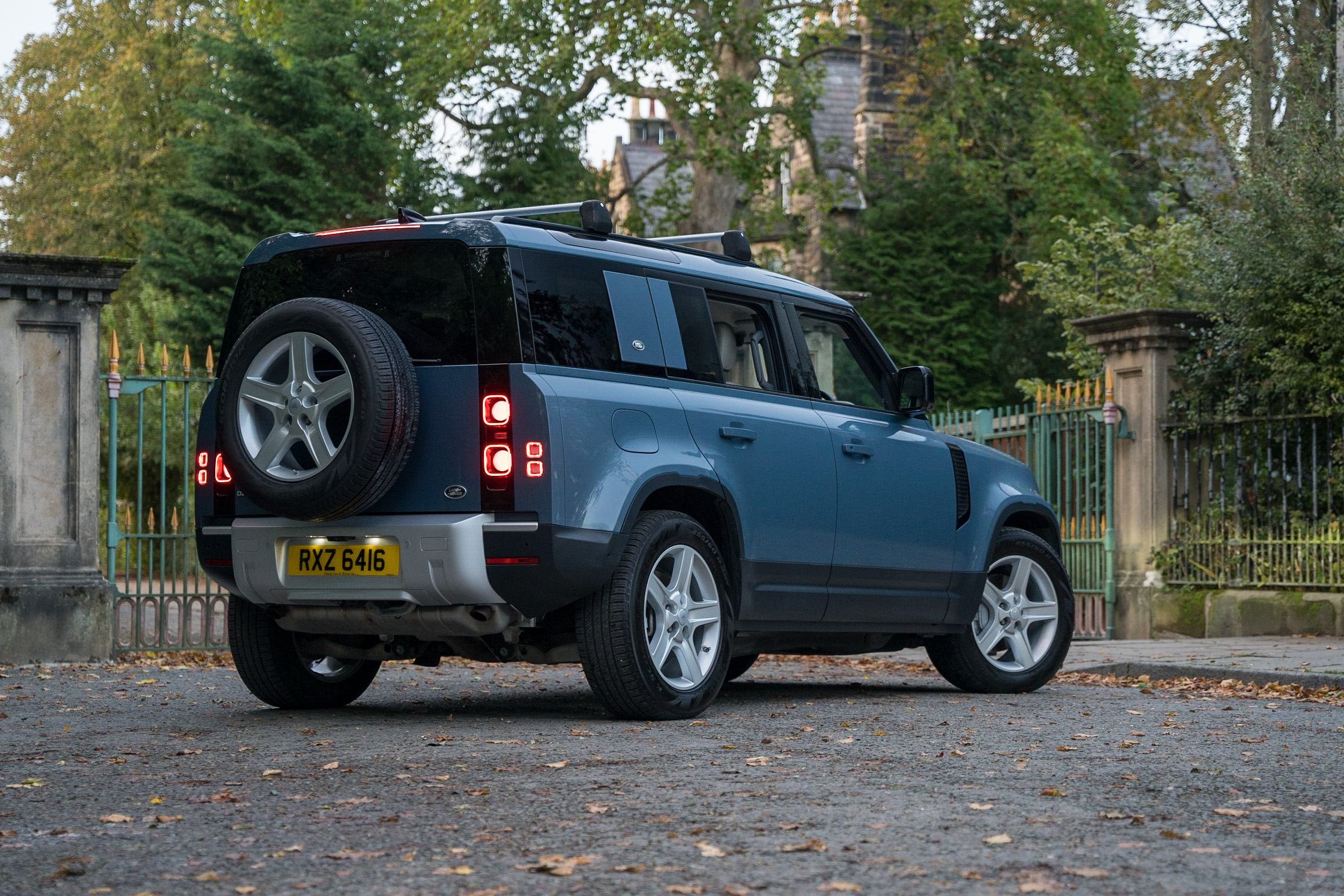 2020 LAND ROVER DEFENDER 110 P400 S - 7 SEATER