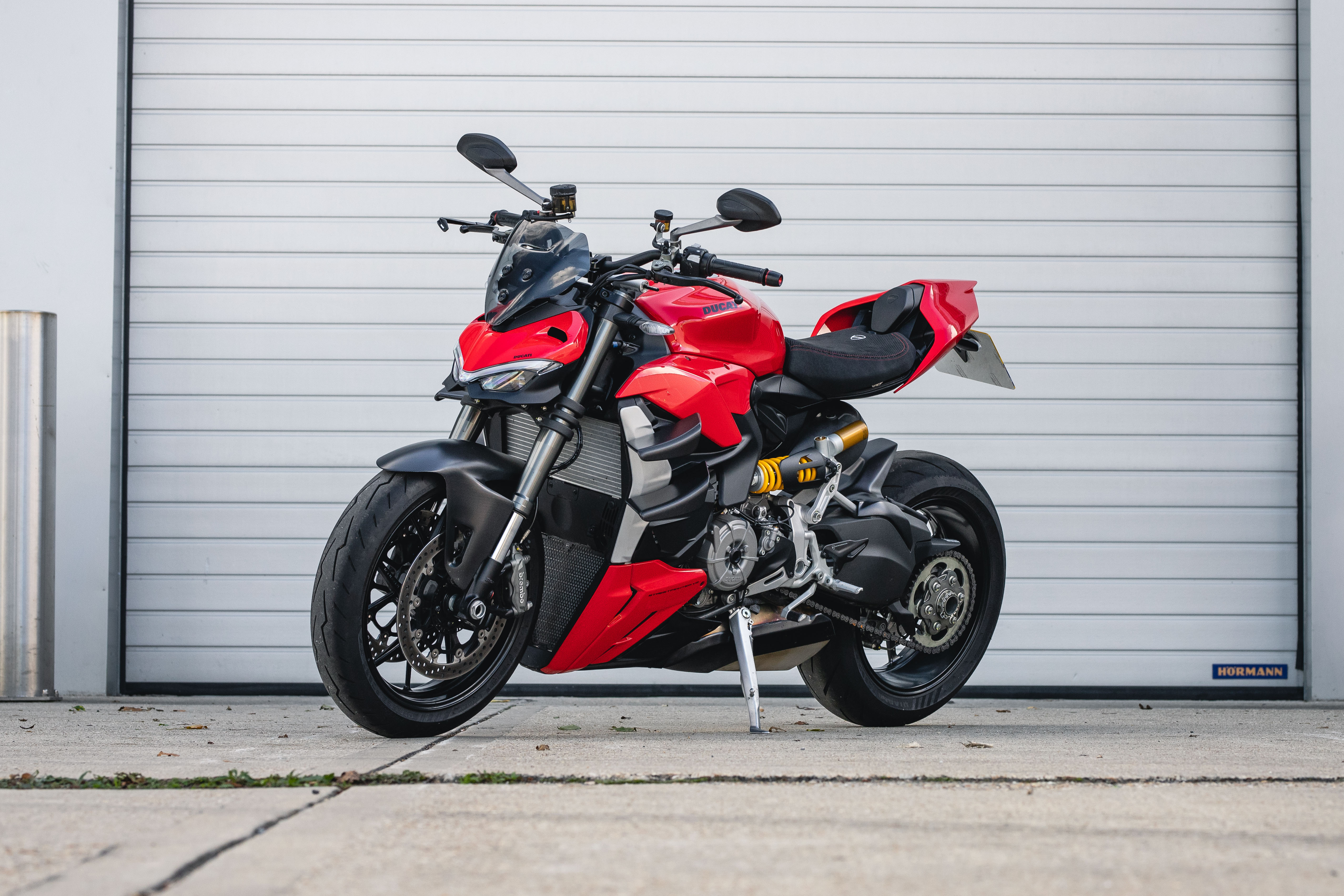 2022 DUCATI STREETFIGHTER V2