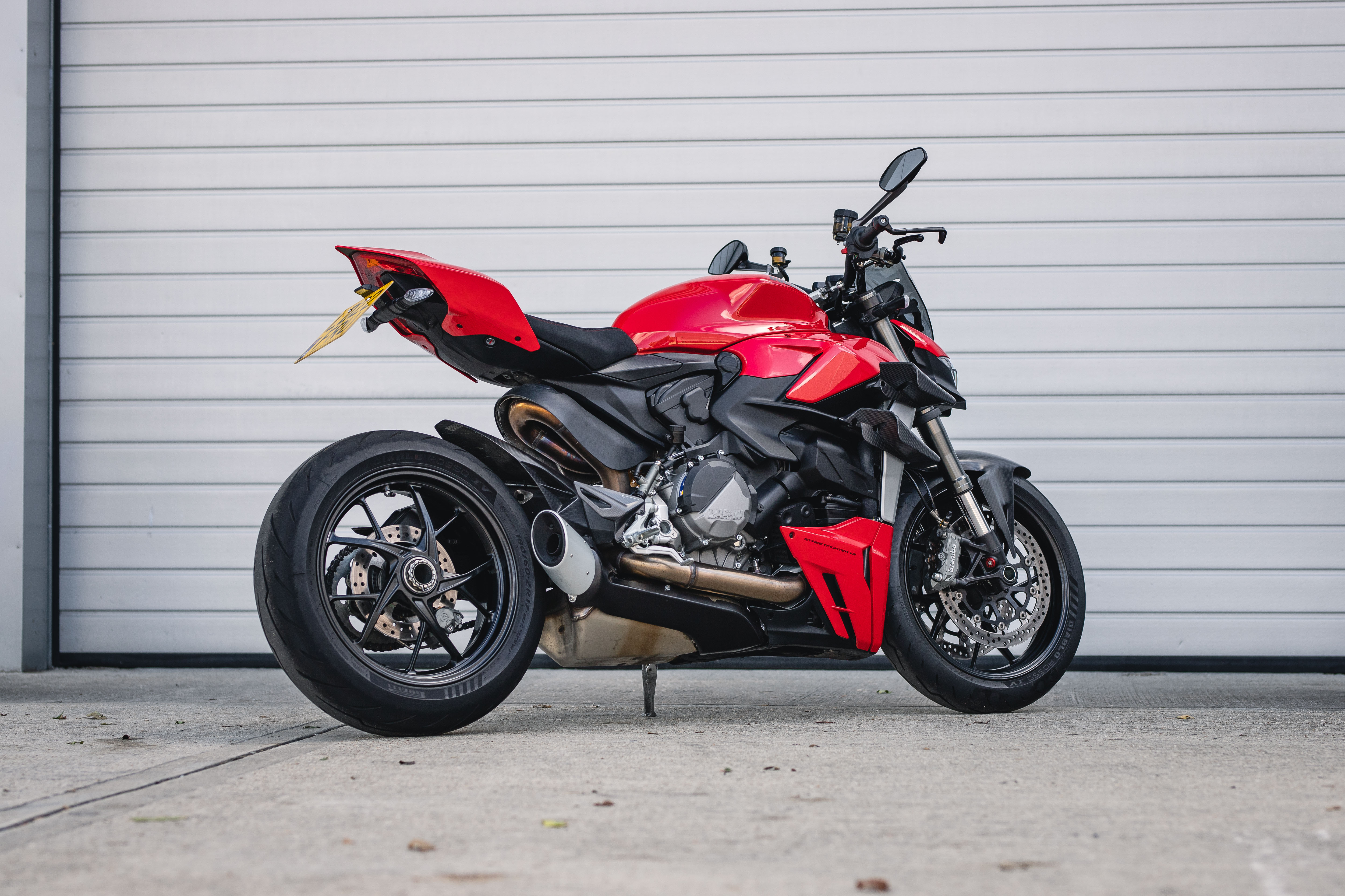 2022 DUCATI STREETFIGHTER V2