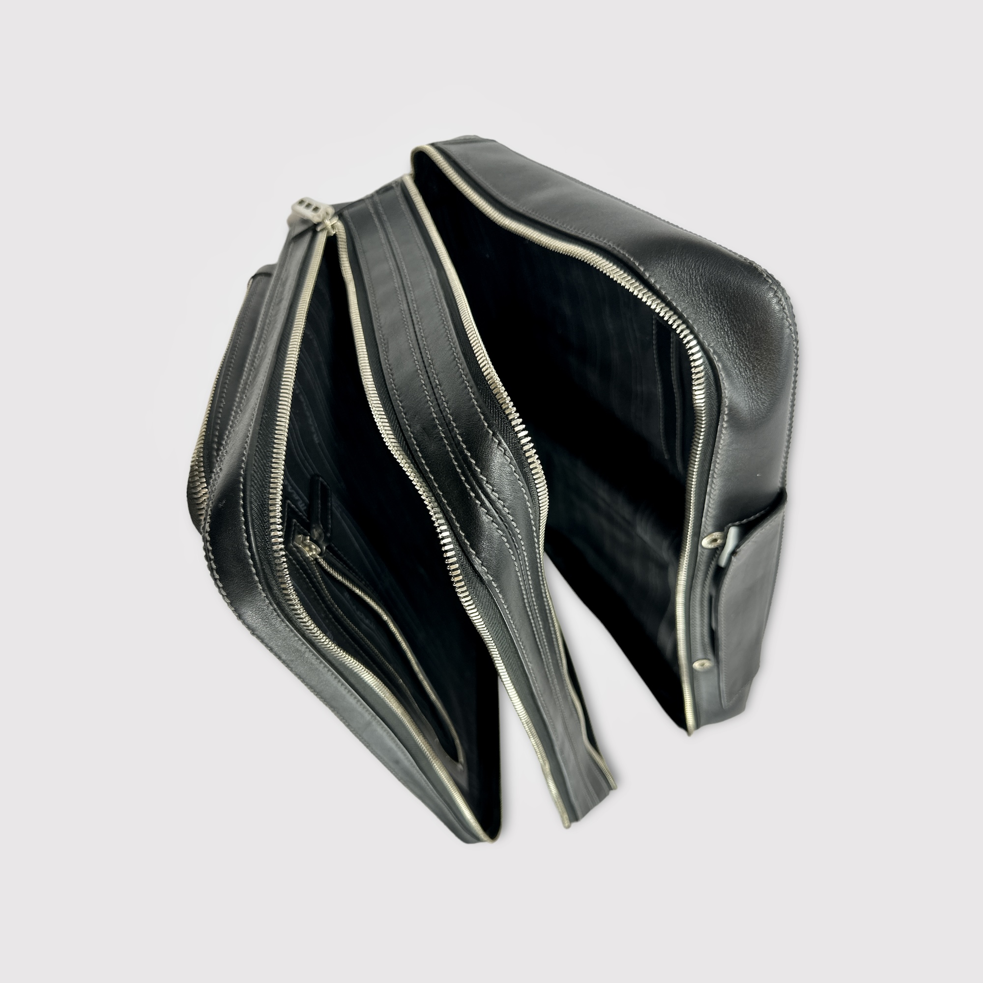 MASERATI GRANTURISMO LUGGAGE SET