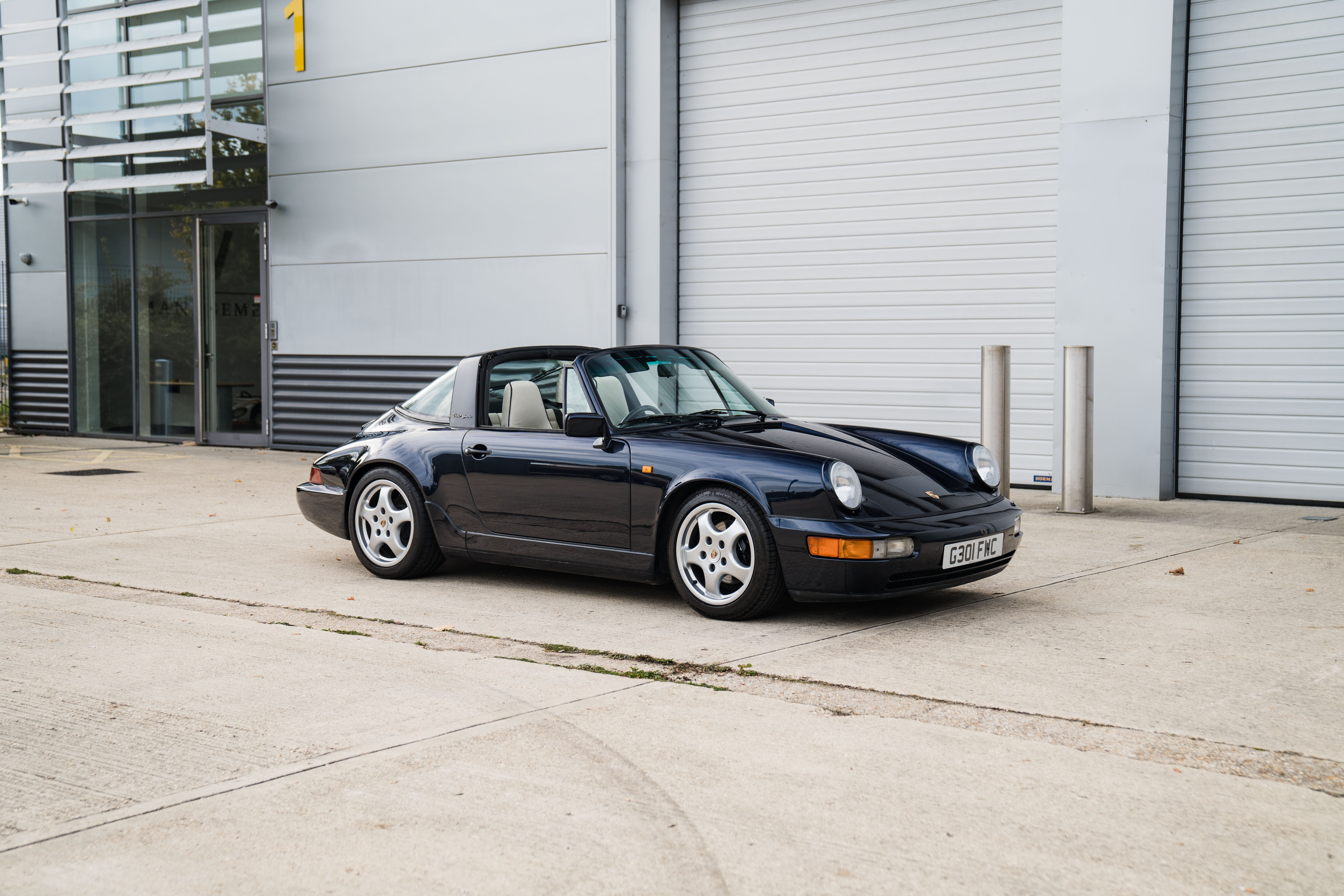 1990 PORSCHE 911 (964) CARRERA 4 TARGA