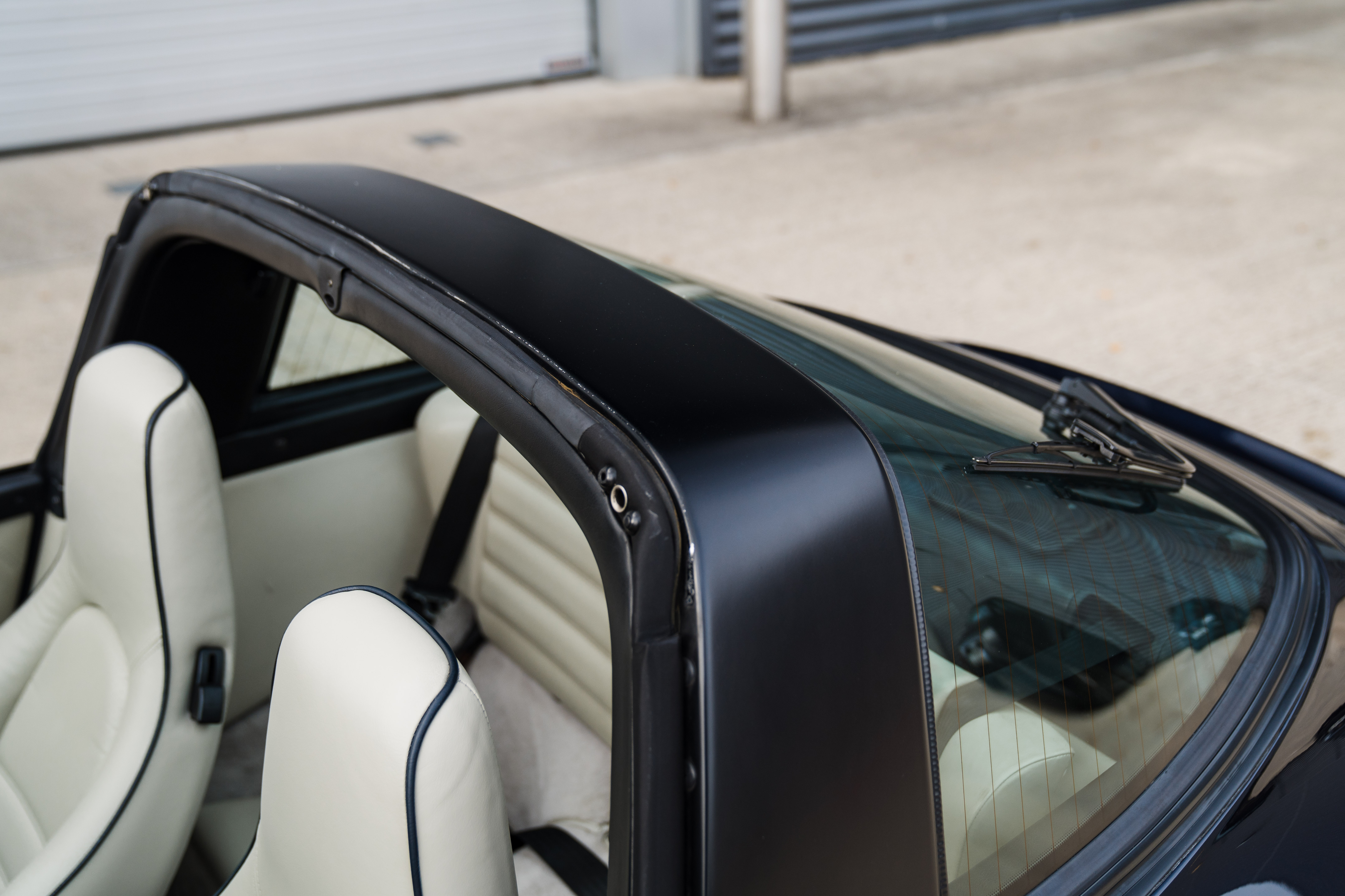 1990 PORSCHE 911 (964) CARRERA 4 TARGA