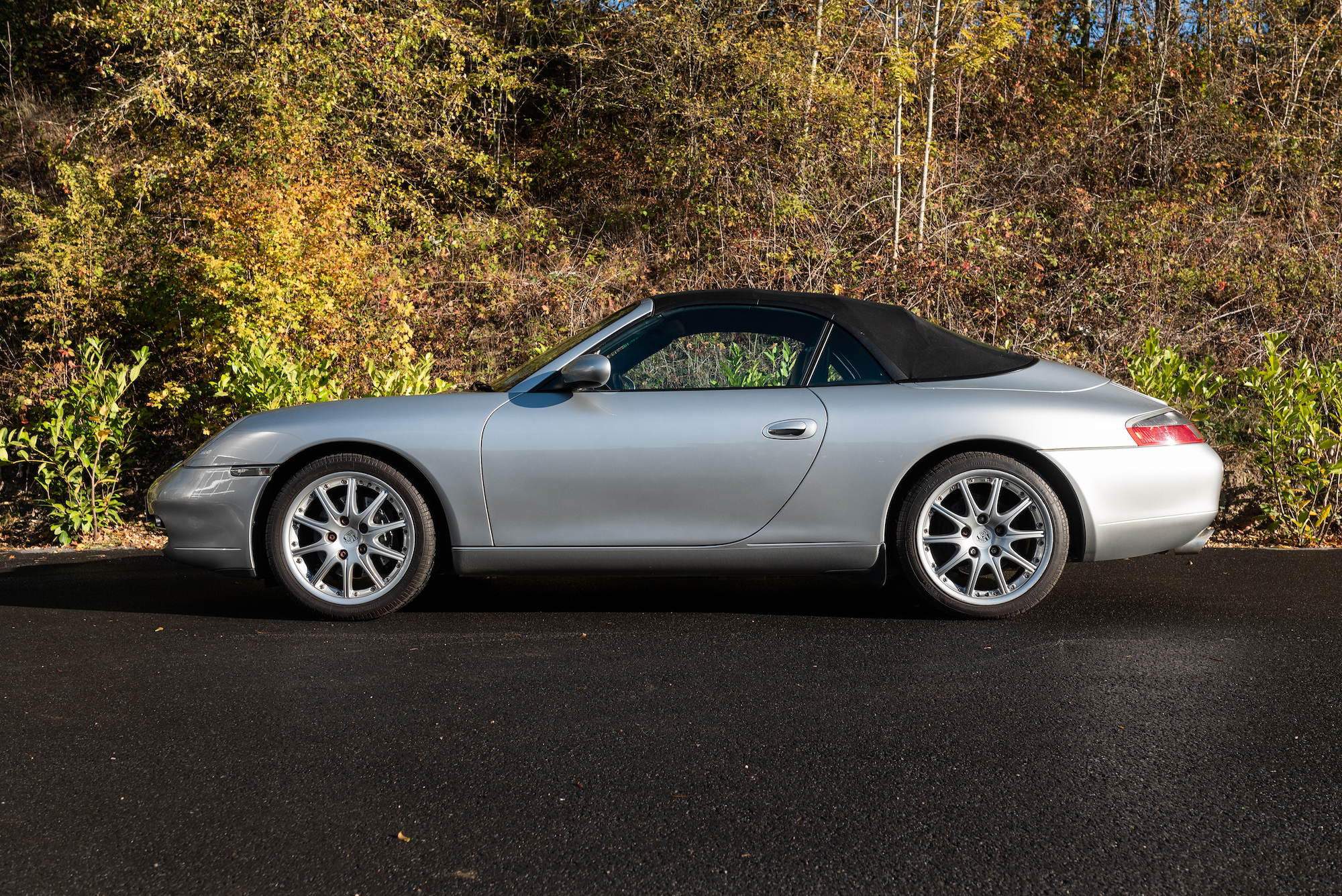 2000 PORSCHE 911 (996) CARRERA CABRIOLET - 34,529 MILES