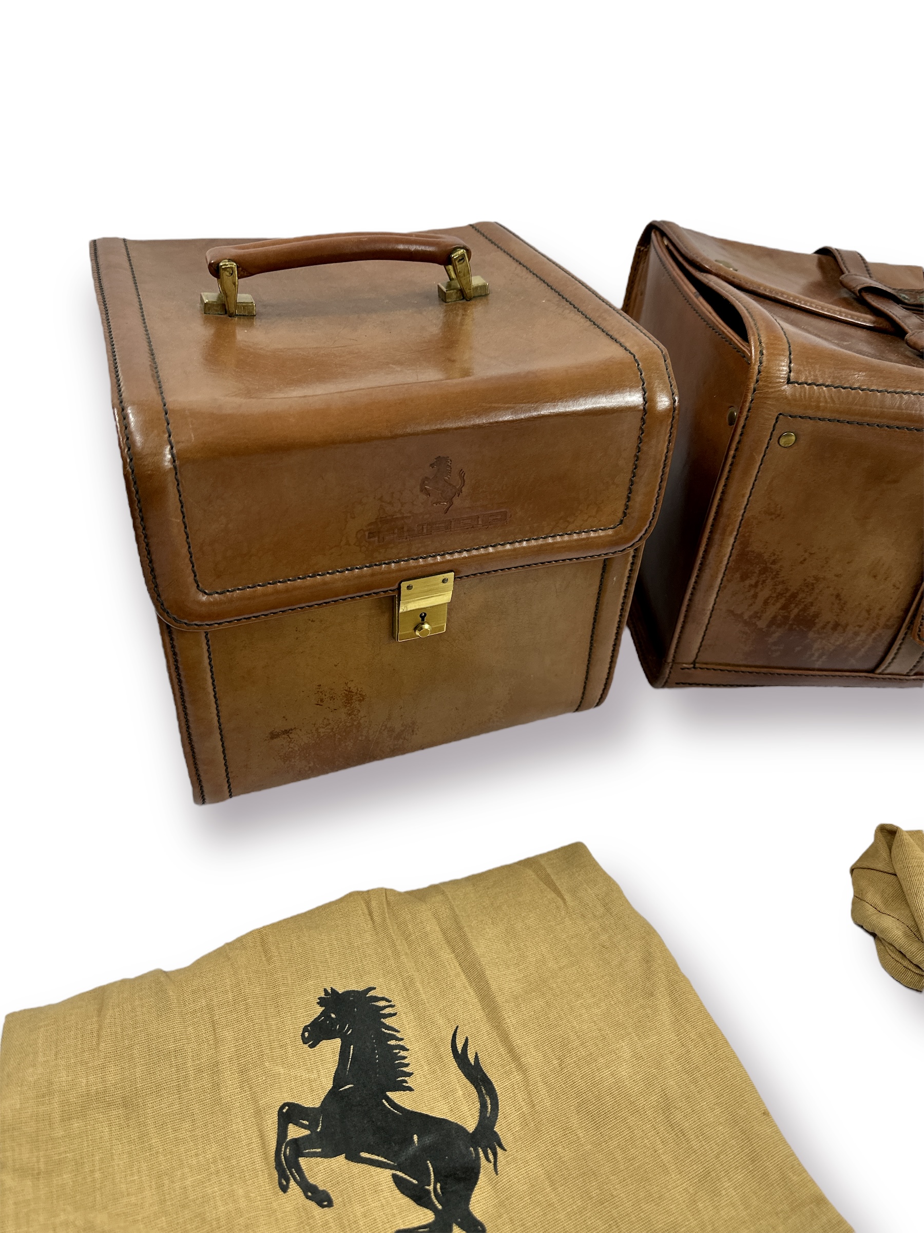 SCHEDONI LUGGAGE FOR FERRARI 208 TURBO